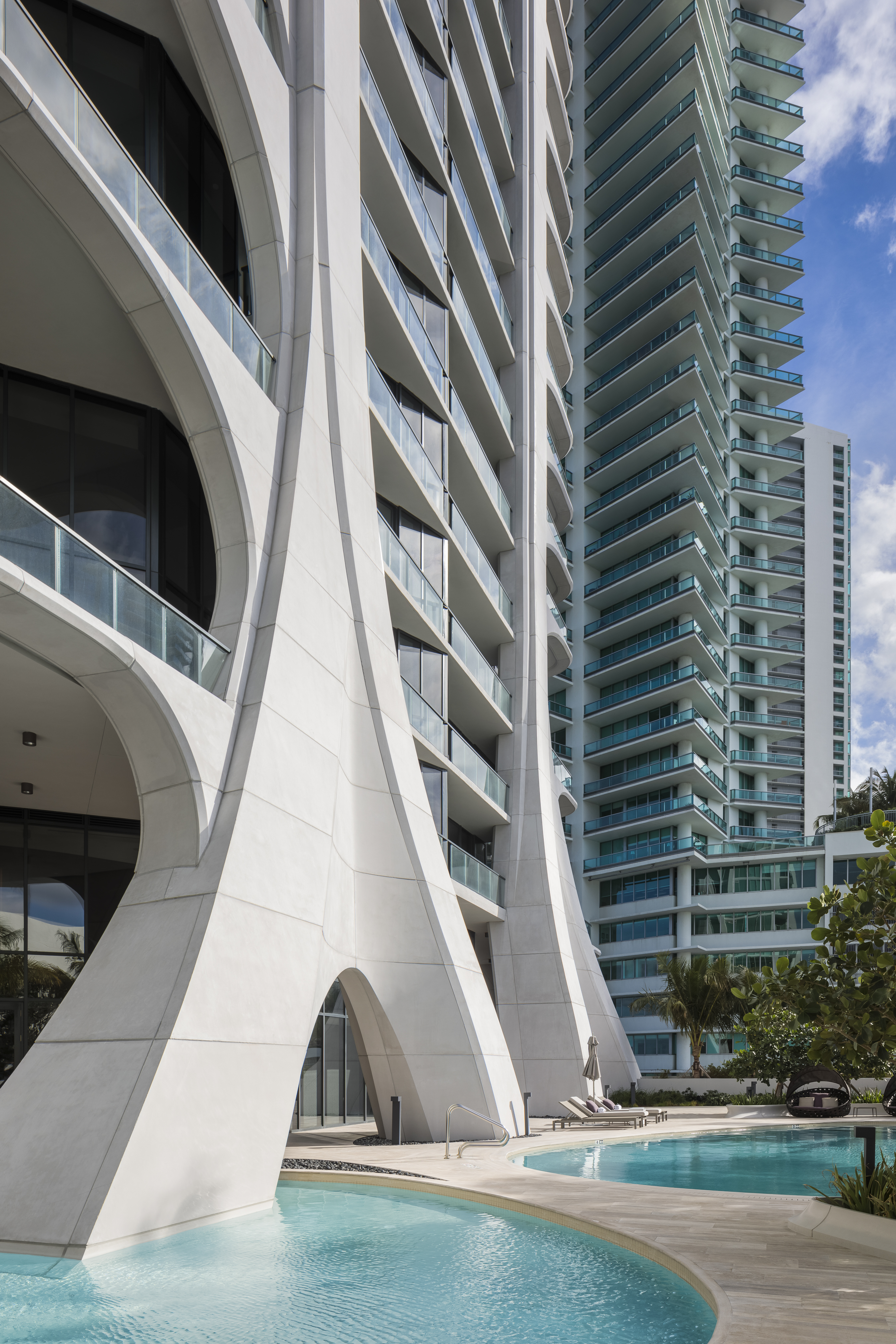 One Thousand Museum by Feinknopf Photography - Architizer