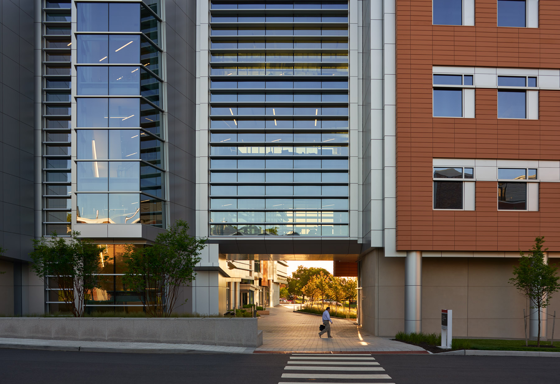 Rutgers University Chemistry and Chemical Biology Building by Edward ...