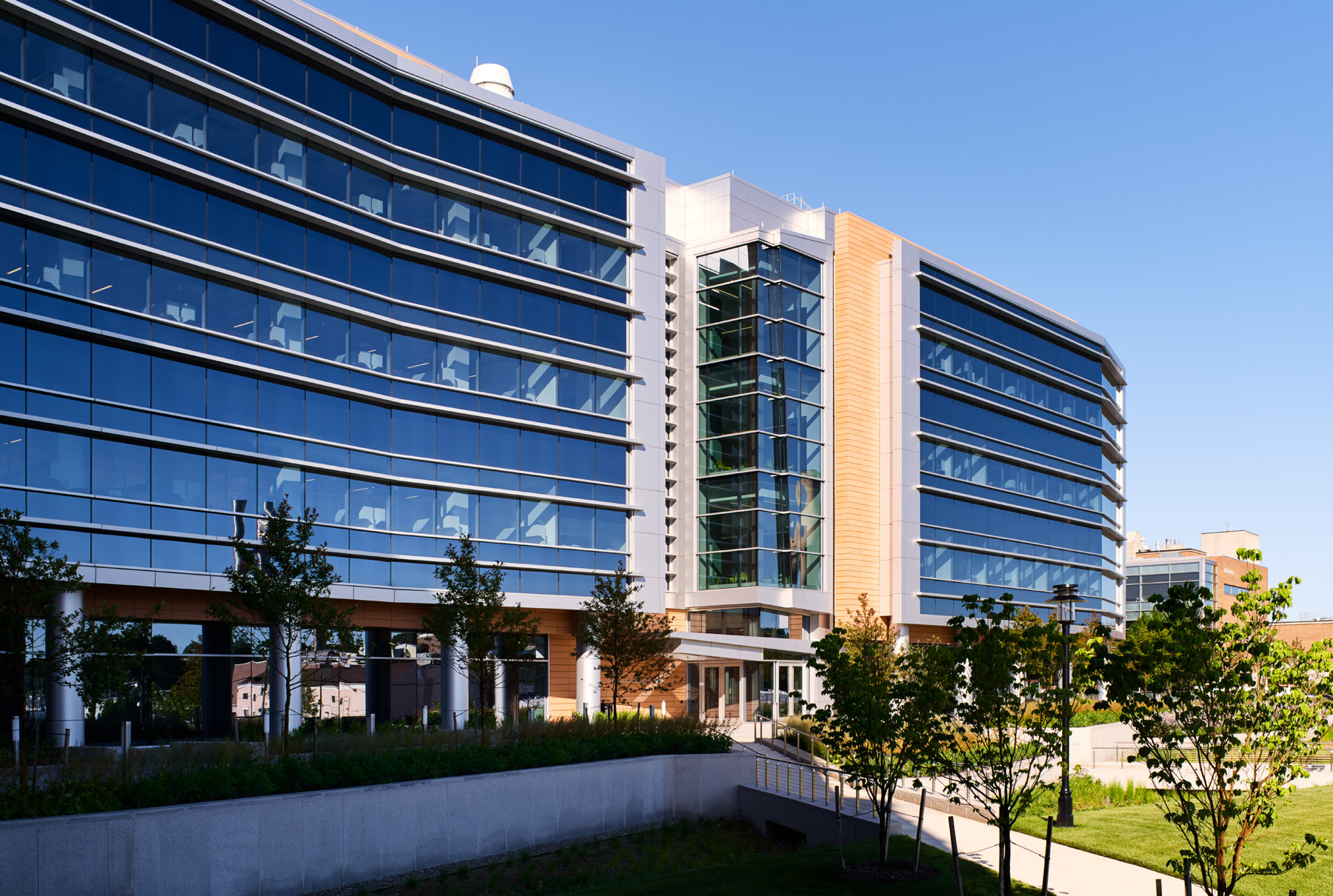 Rutgers University Chemistry and Chemical Biology Building by Edward ...