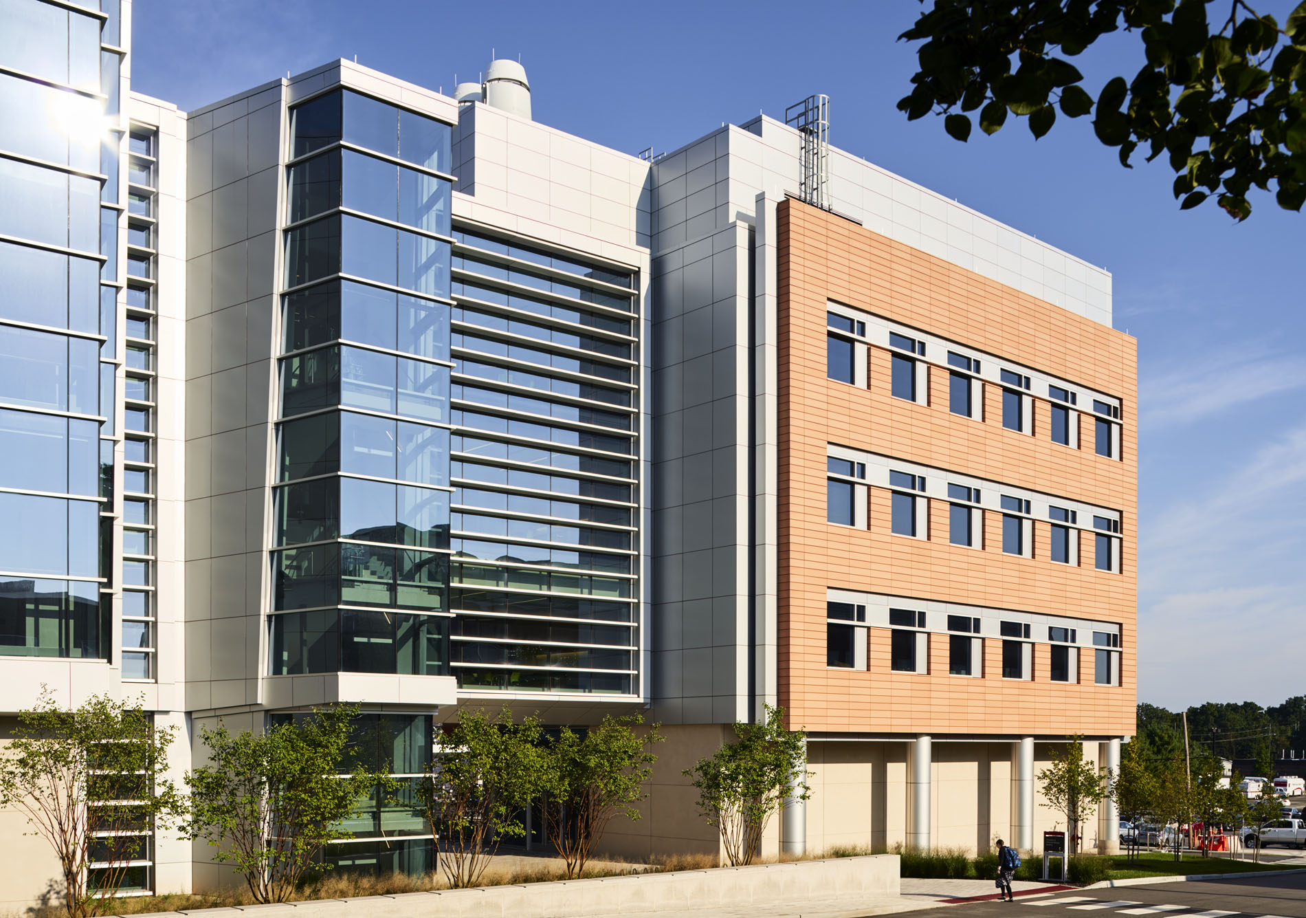 Rutgers University Chemistry and Chemical Biology Building by Edward ...
