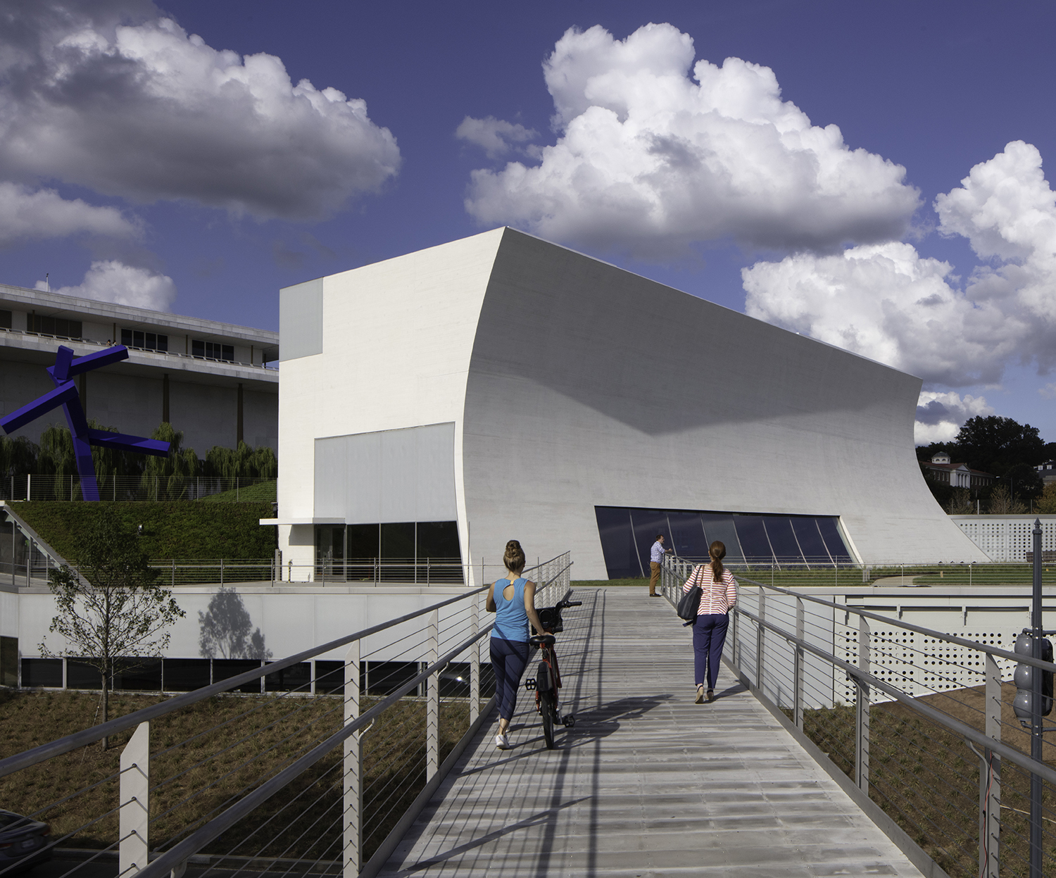 The REACH Expansion by Steven Holl Architects - Architizer
