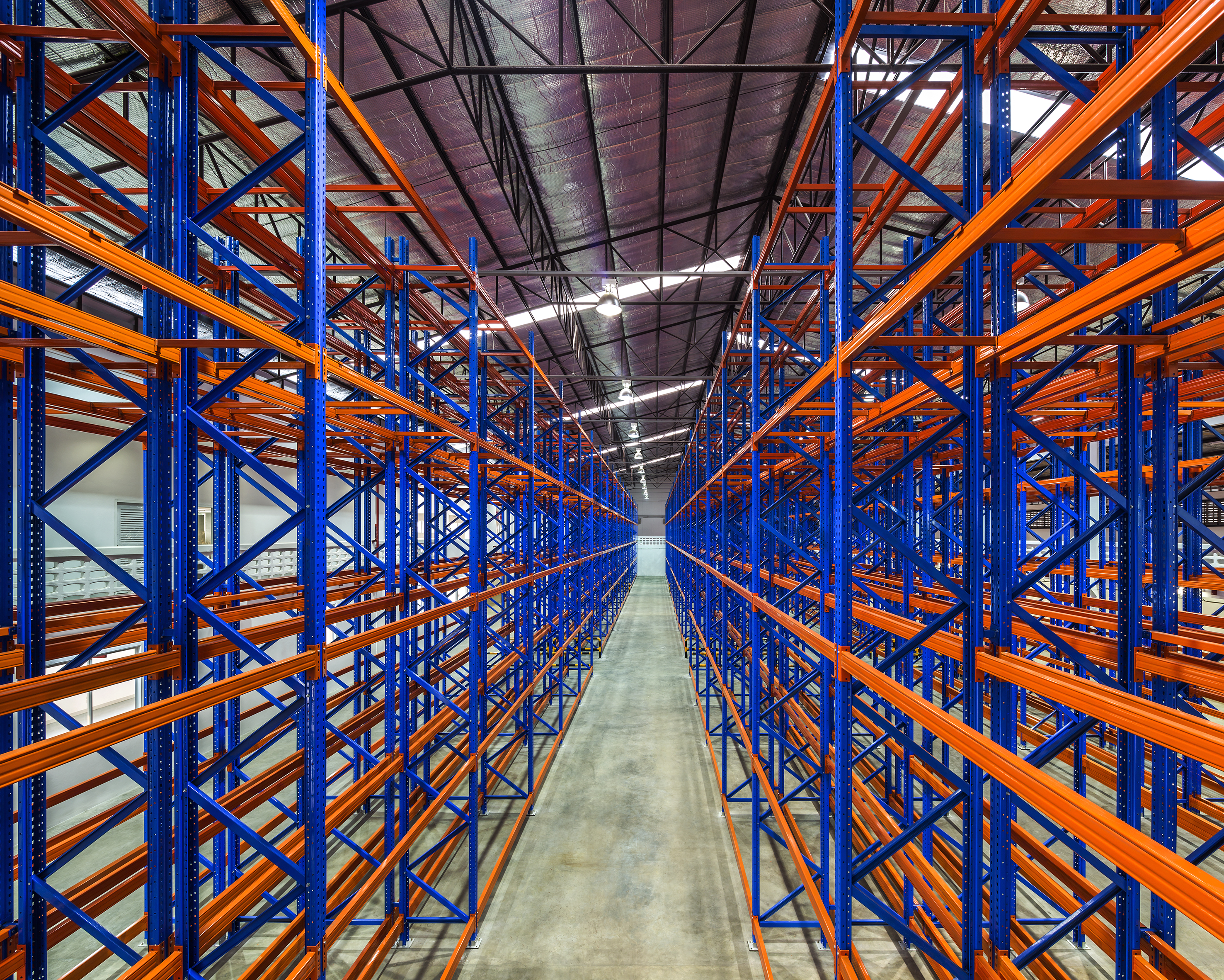 SOLO Warehouse by AUN Design Studio - Architizer