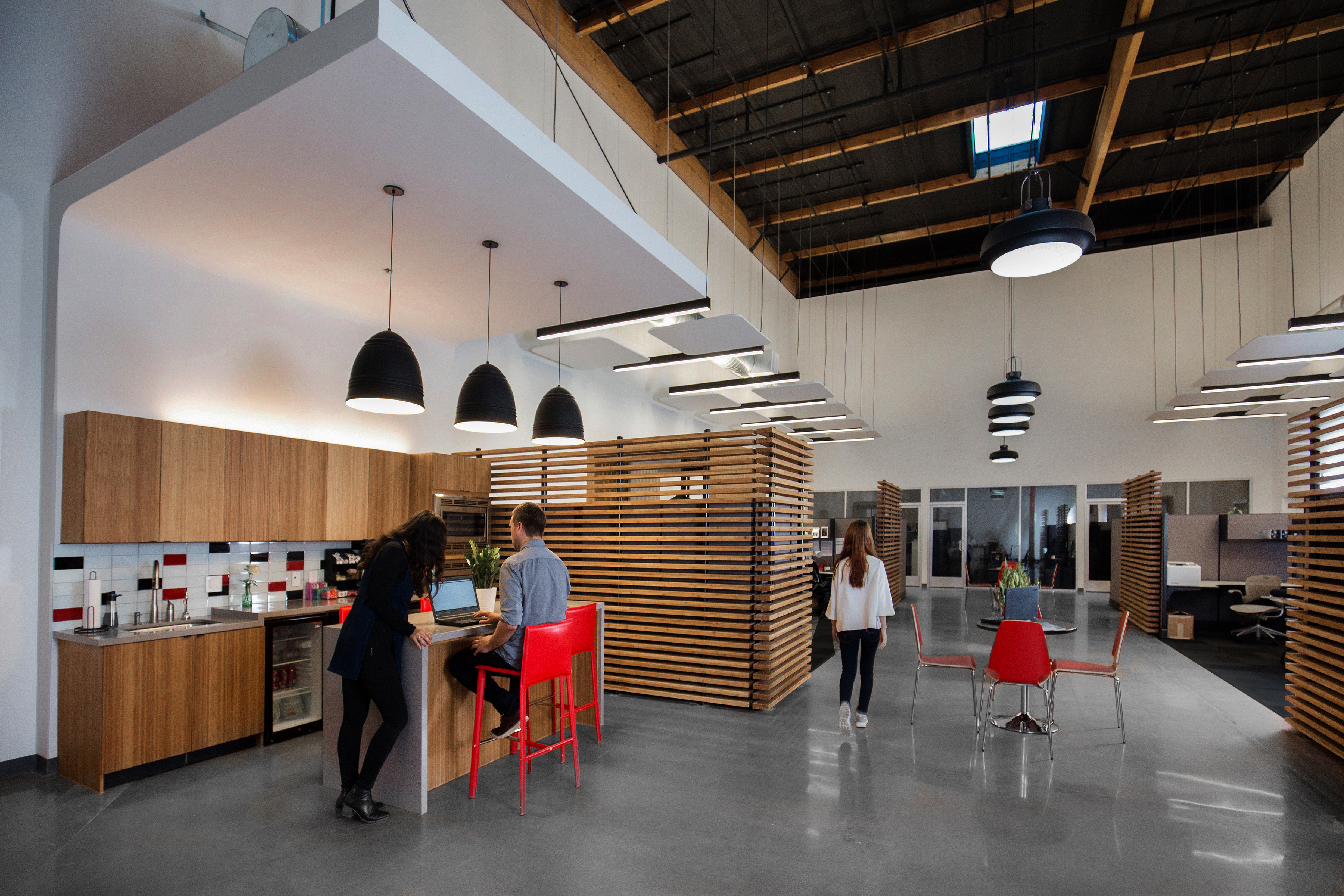 Rapid Displays Office by Studio BANAA - Architizer