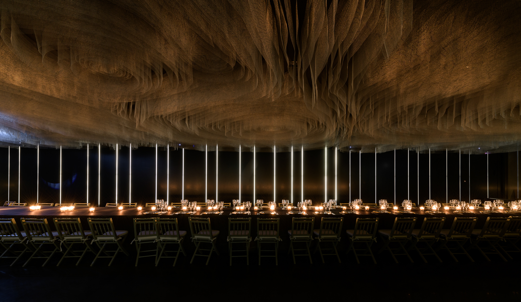 SUSPENDED MATTER BOX by MMVARQUITECTOS - Architizer