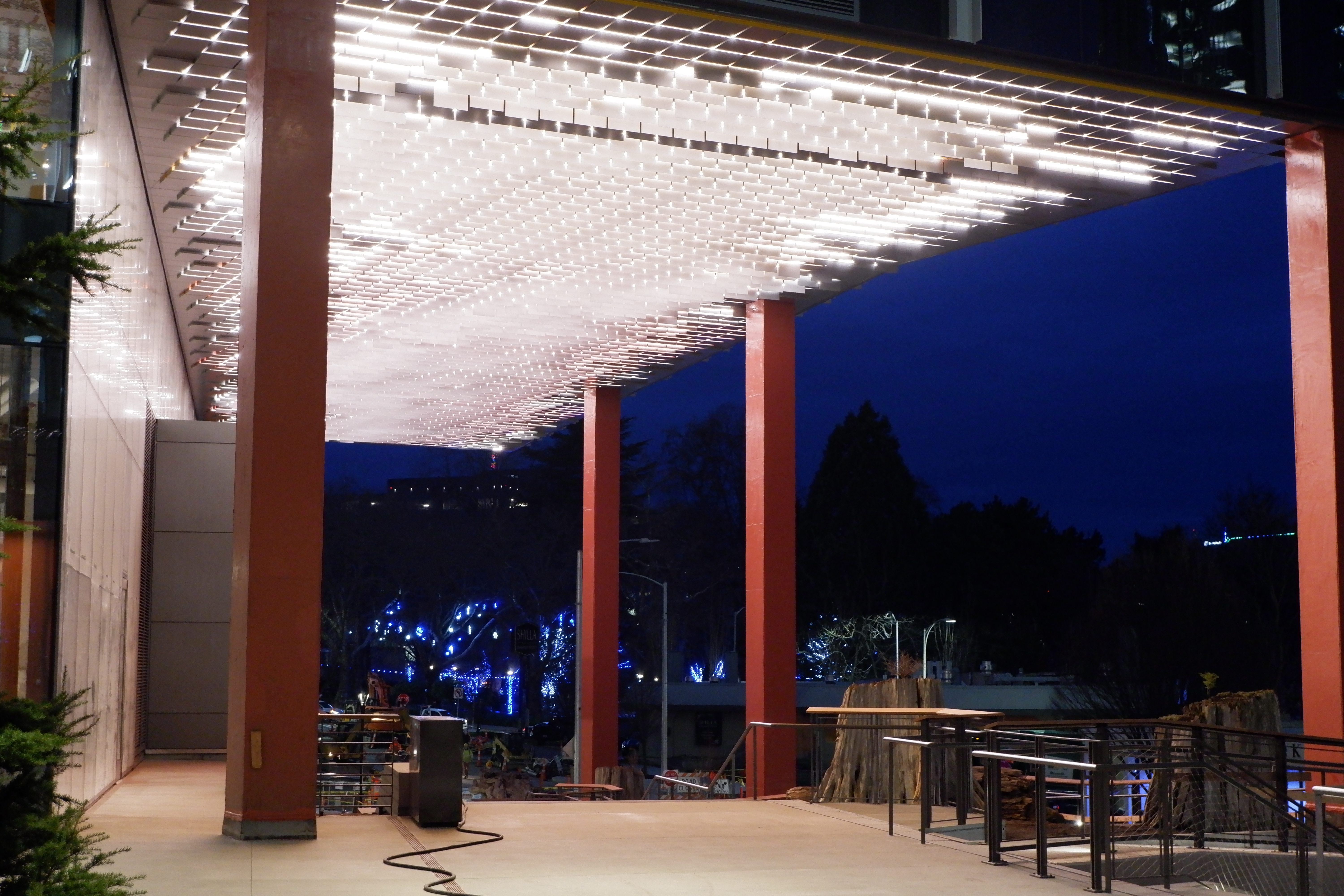 Pixel Swarm Custom Feature Ceiling by Arktura LLC - Architizer