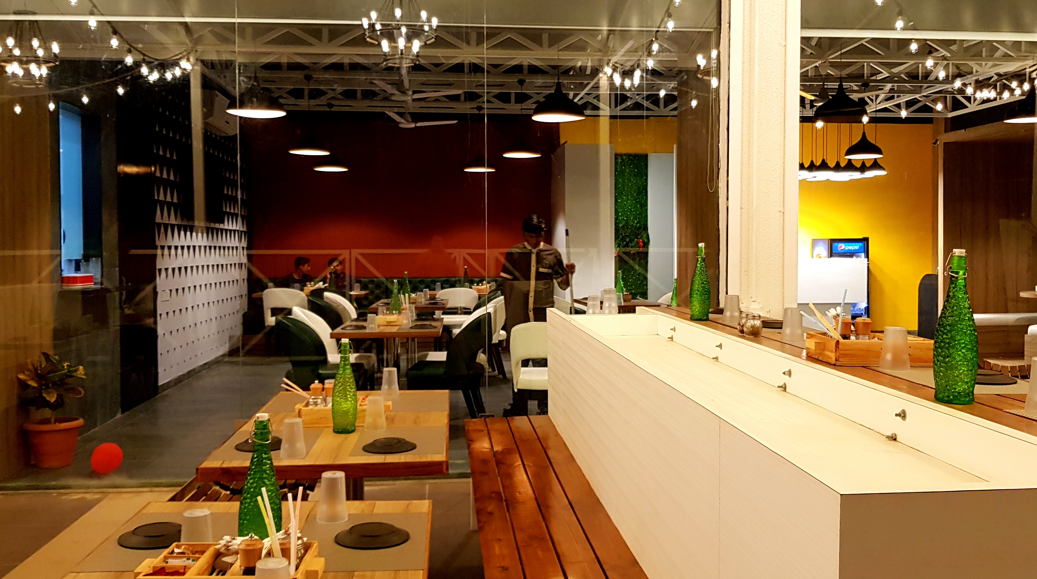 R2 CAFE (HOTEL RAMASHRAY) by RKGA CONSULTANTS PVT LTD - Architizer