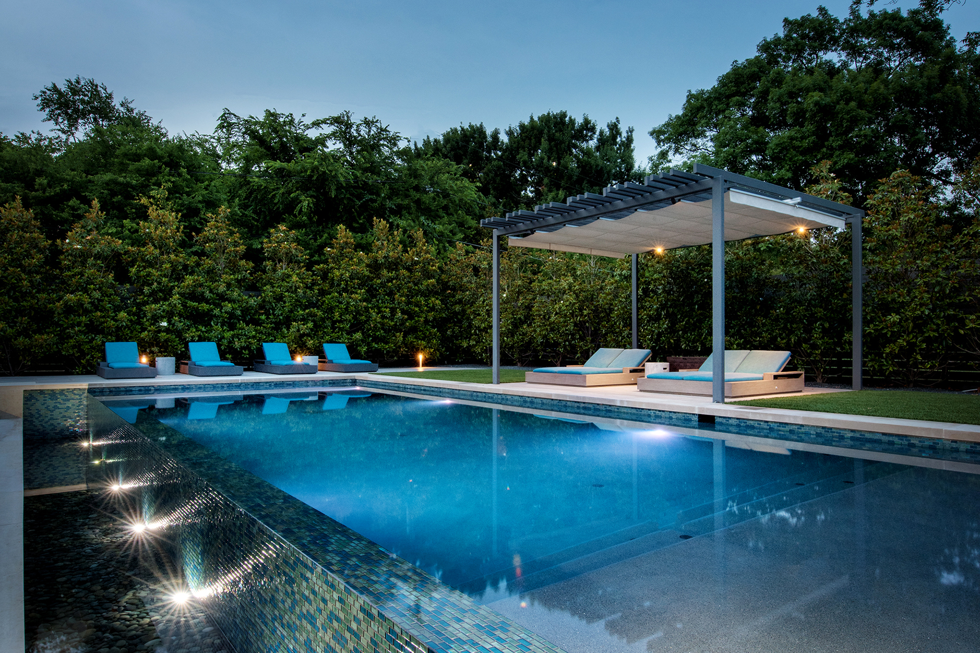 Retractable Shade, Dallas by ShadeFX - Architizer