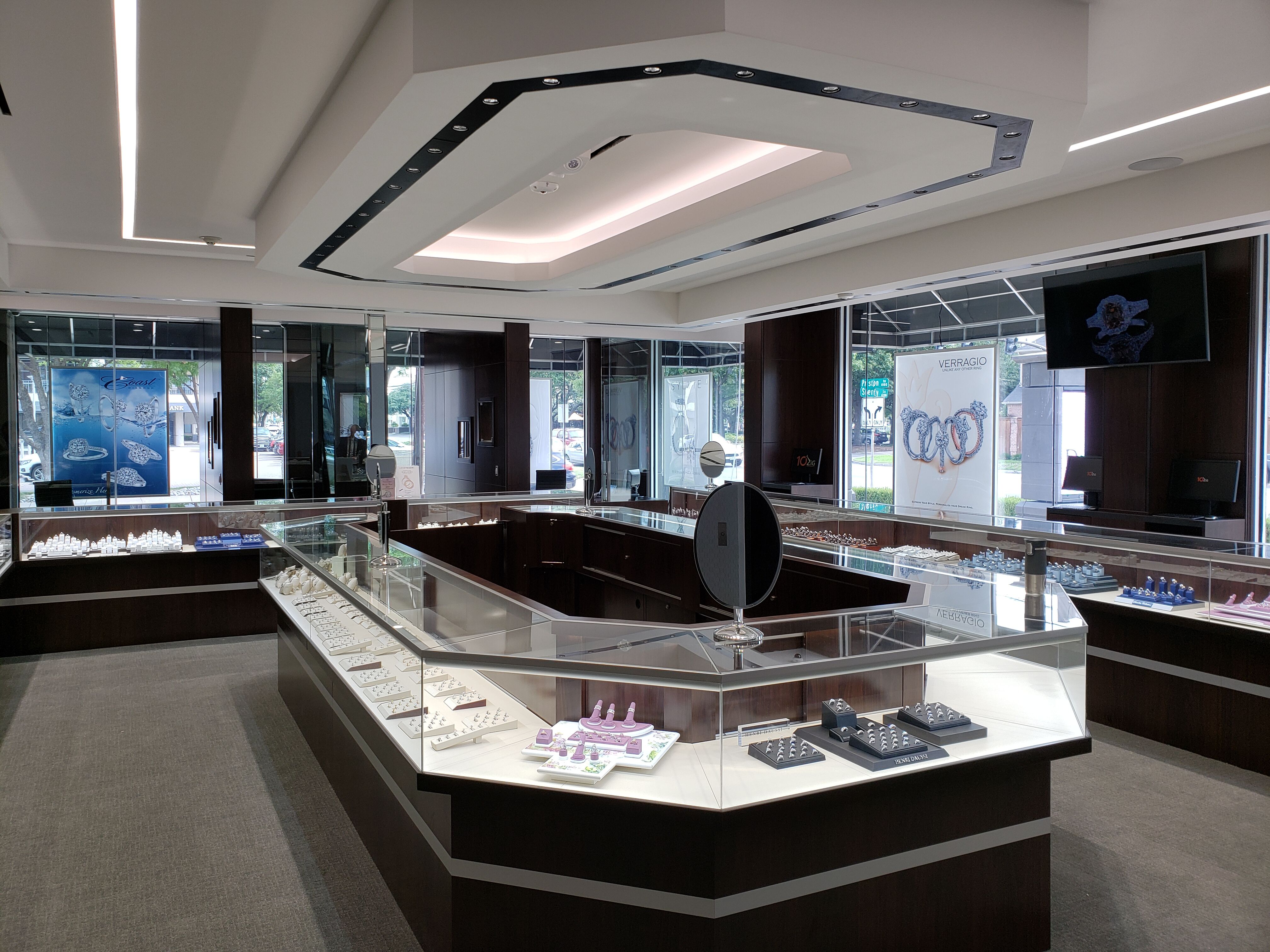 Diamonds Direct by +one Design I Construction - Architizer