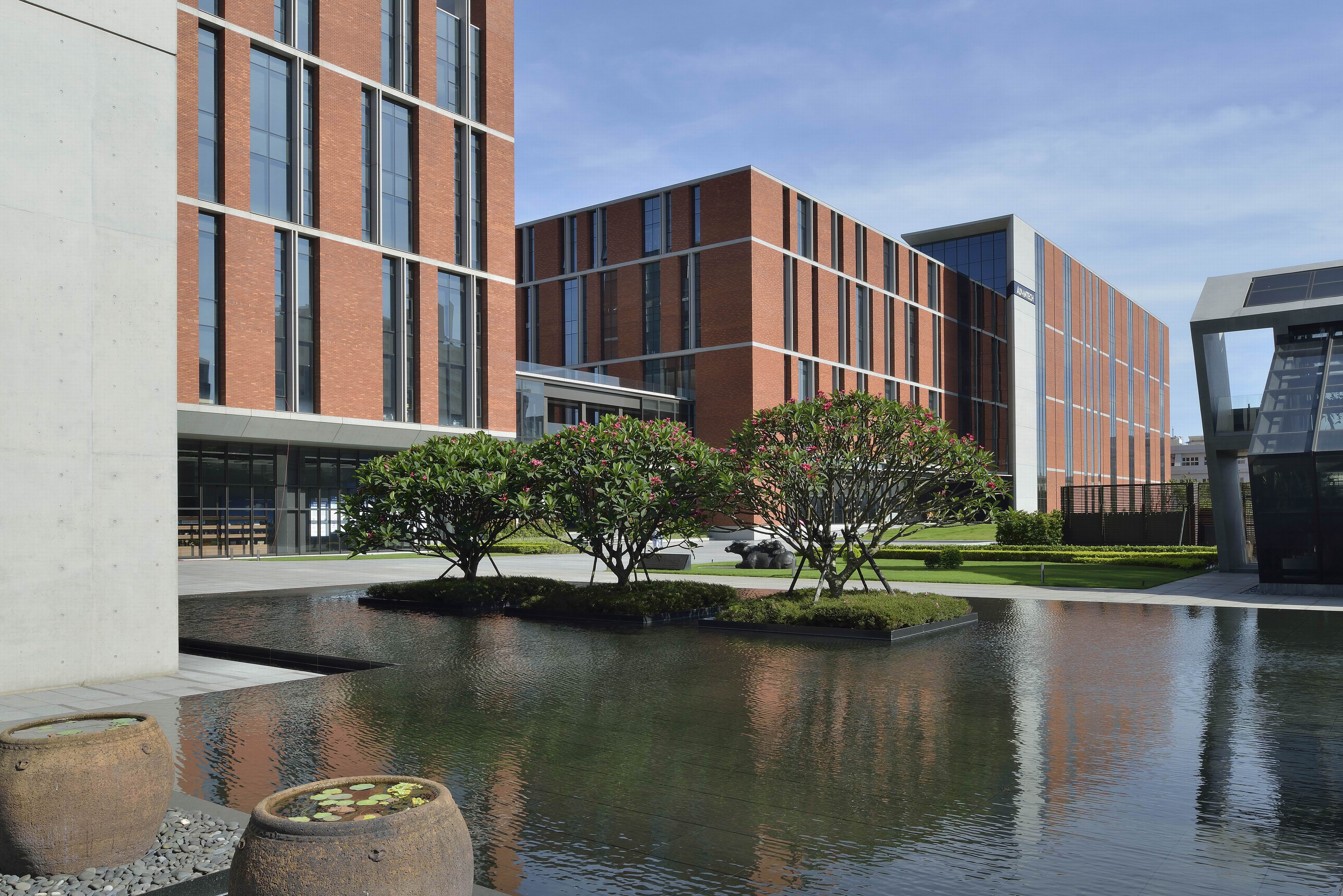 Advantech Linkou Campus, Phase I, II by JJP Architects and Planners ...