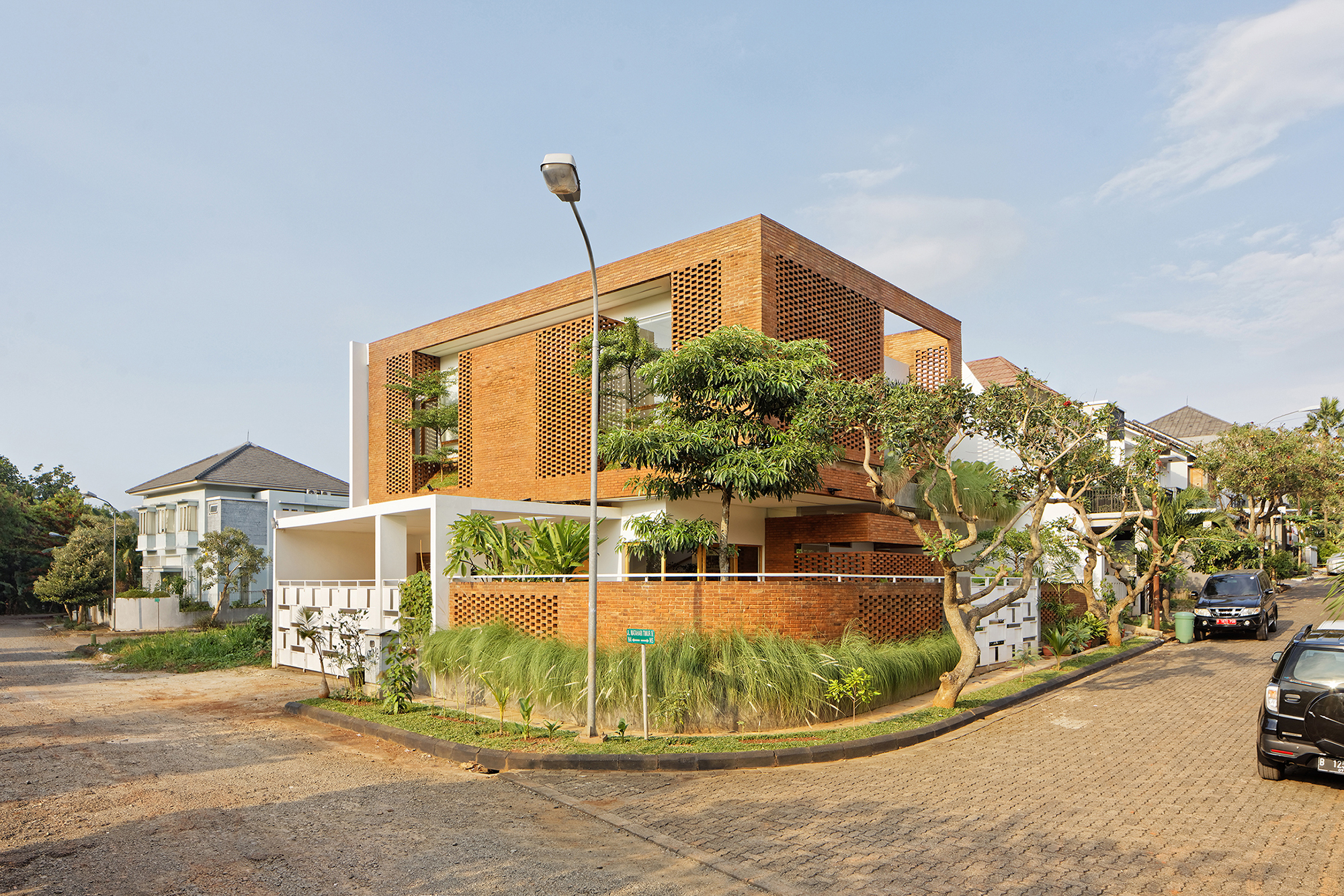 Flick House by DELUTION - Architizer