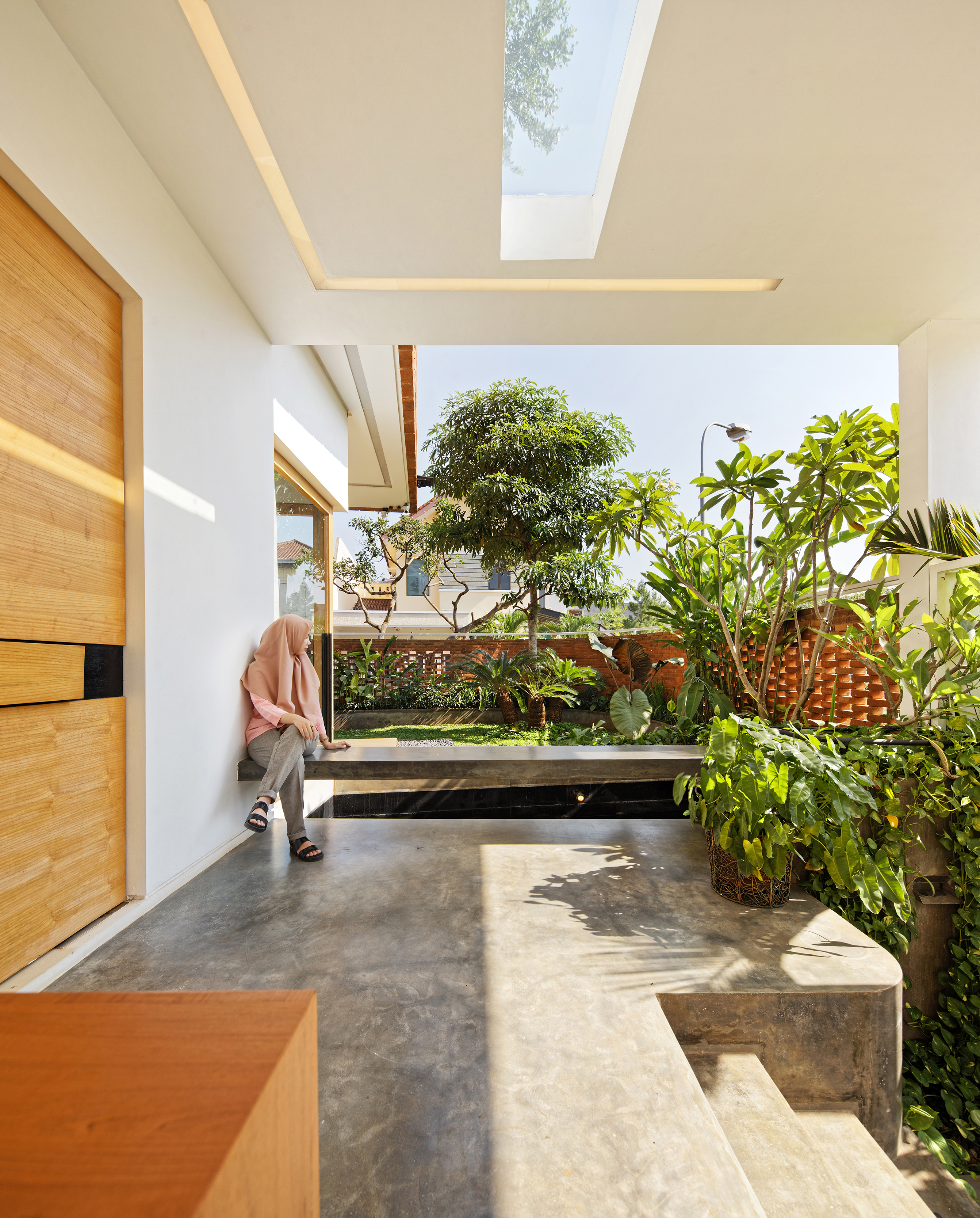 Flick House by DELUTION - Architizer