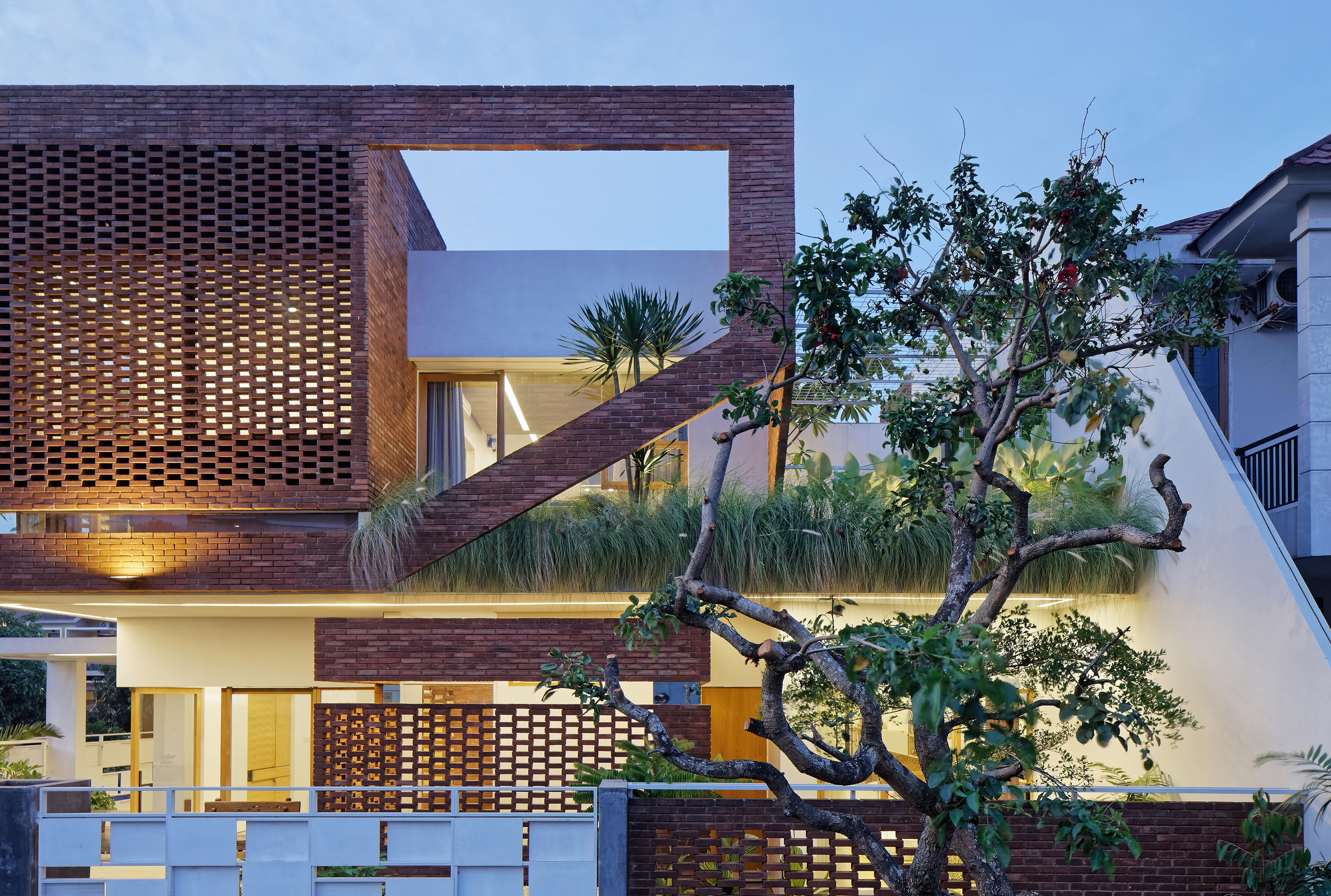 Flick House by DELUTION - Architizer