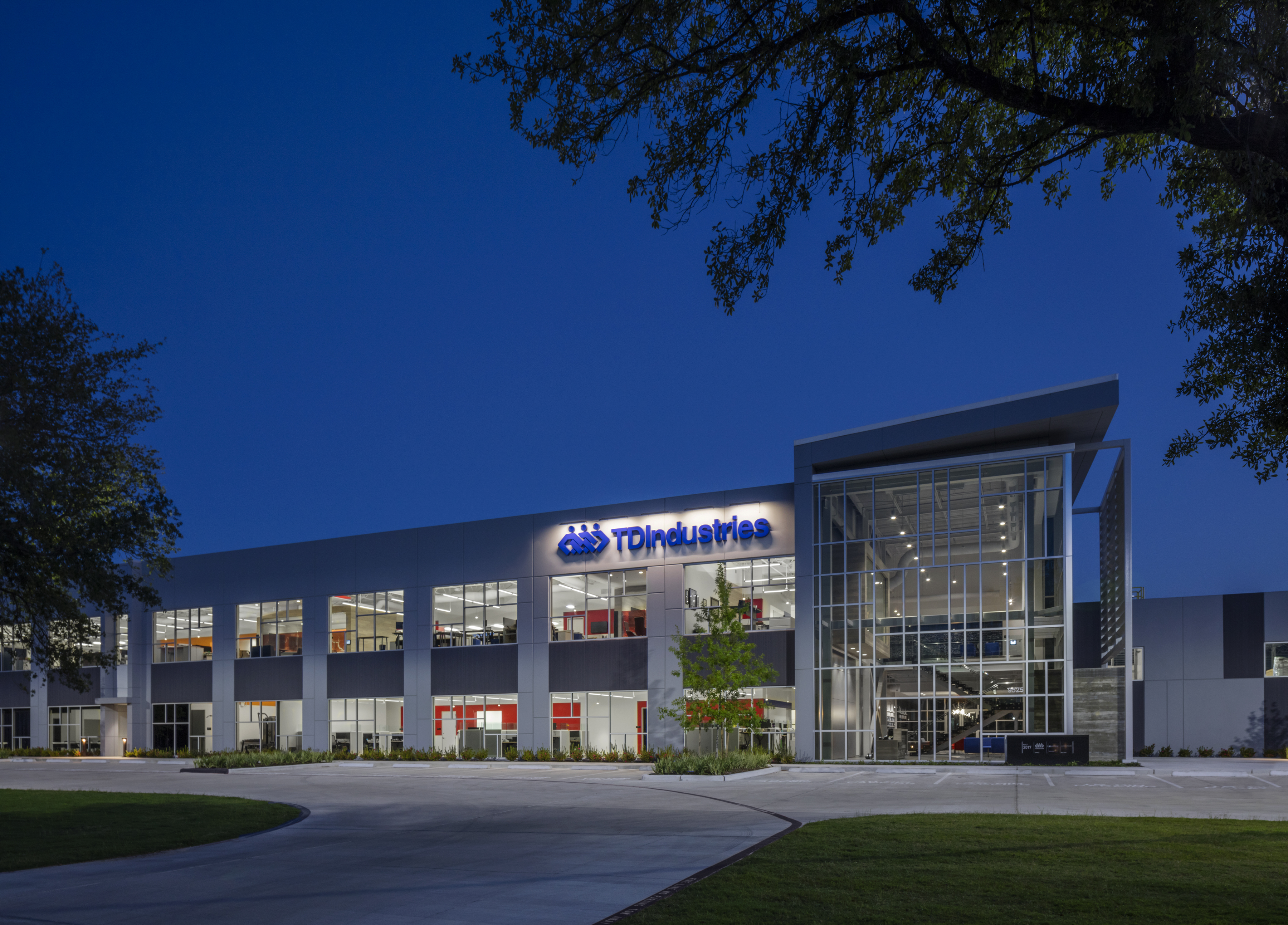TDIndustries Regional Office by m ARCHITECTS Houston - Architizer