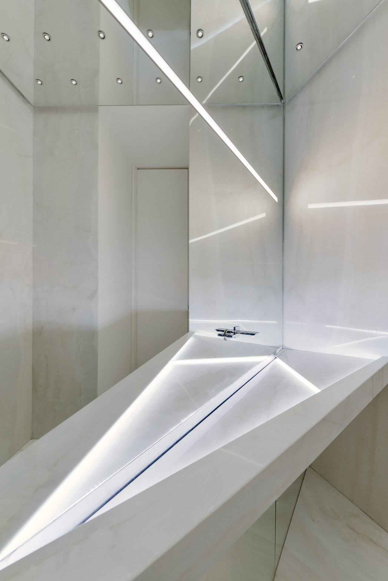 Super Surface Space by Ricardo Oliveira Alves Photography - Architizer