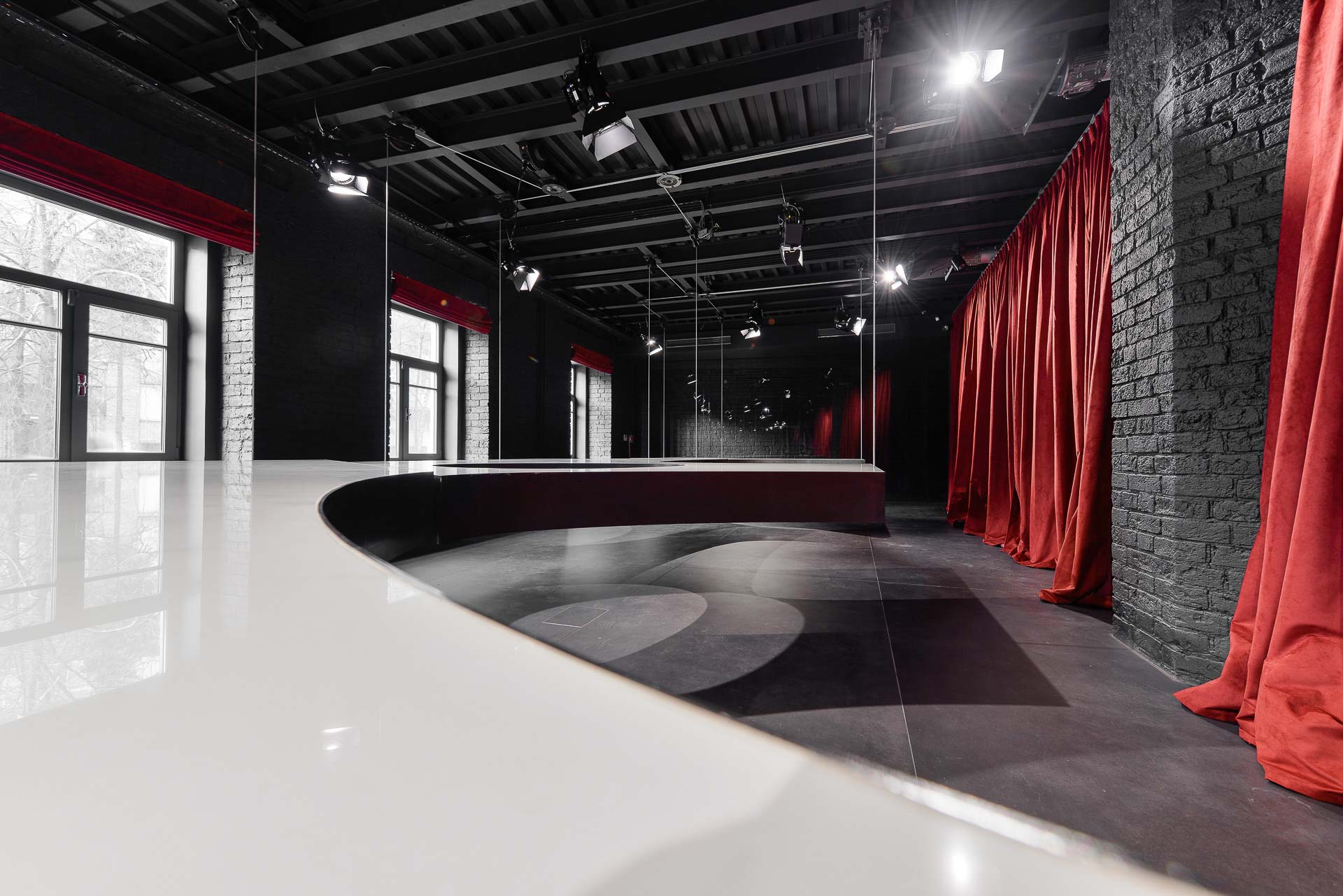 Super Surface Space by Ricardo Oliveira Alves Photography - Architizer