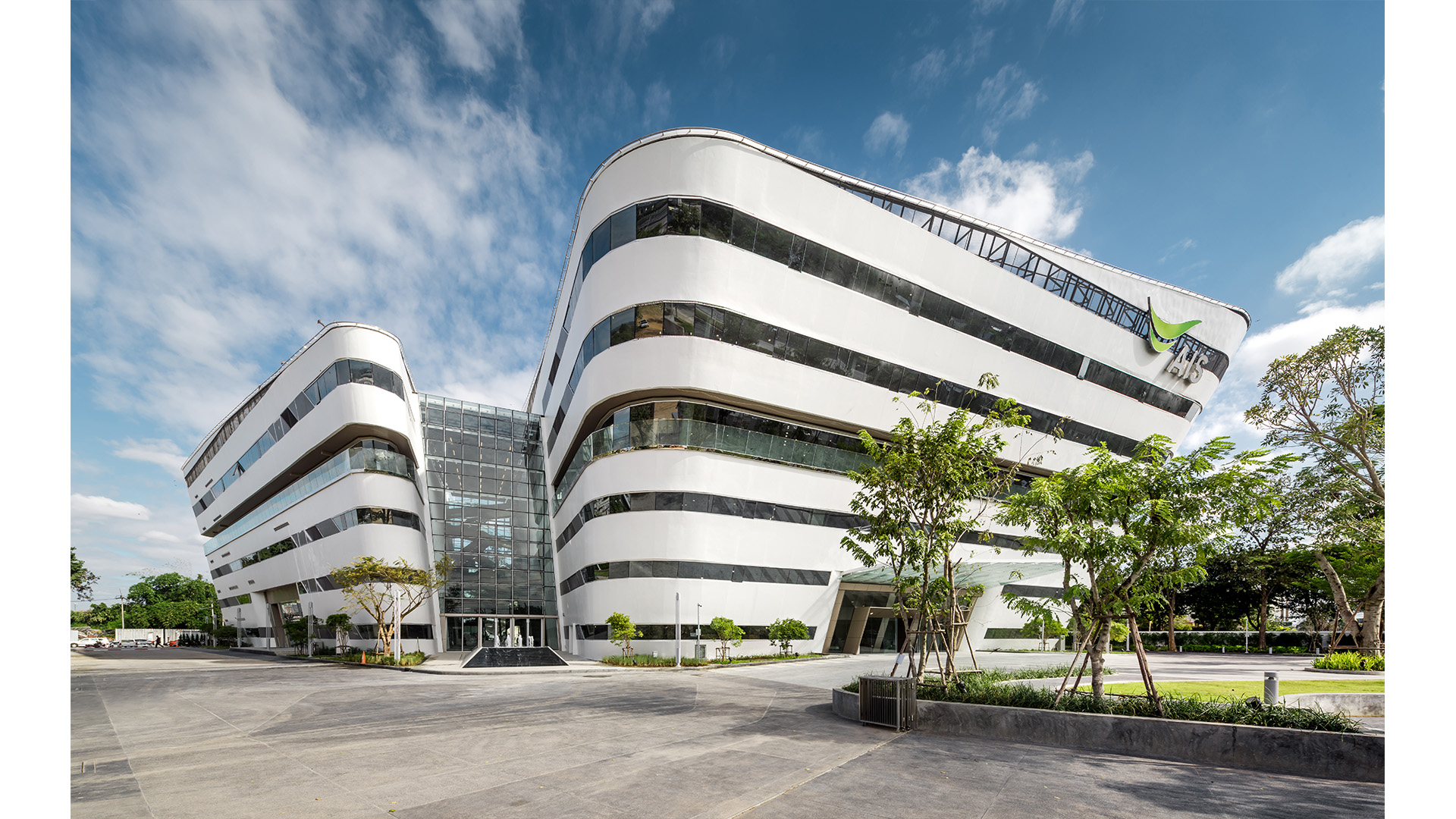 OSOTSPA OFFICE BUILDING by Plan Architect - Architizer