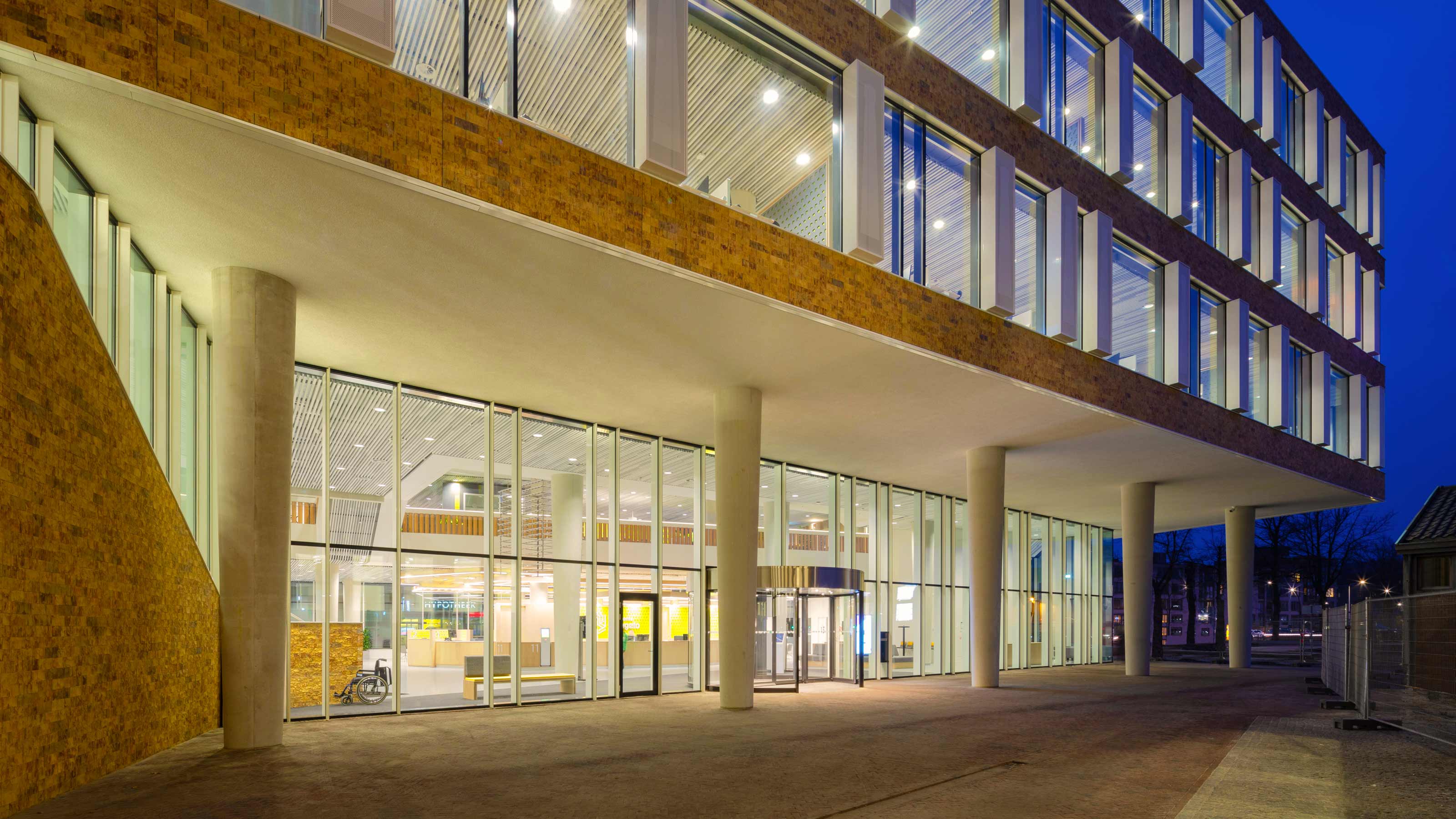 HENGELO CITY HALL by EGM architects - Architizer