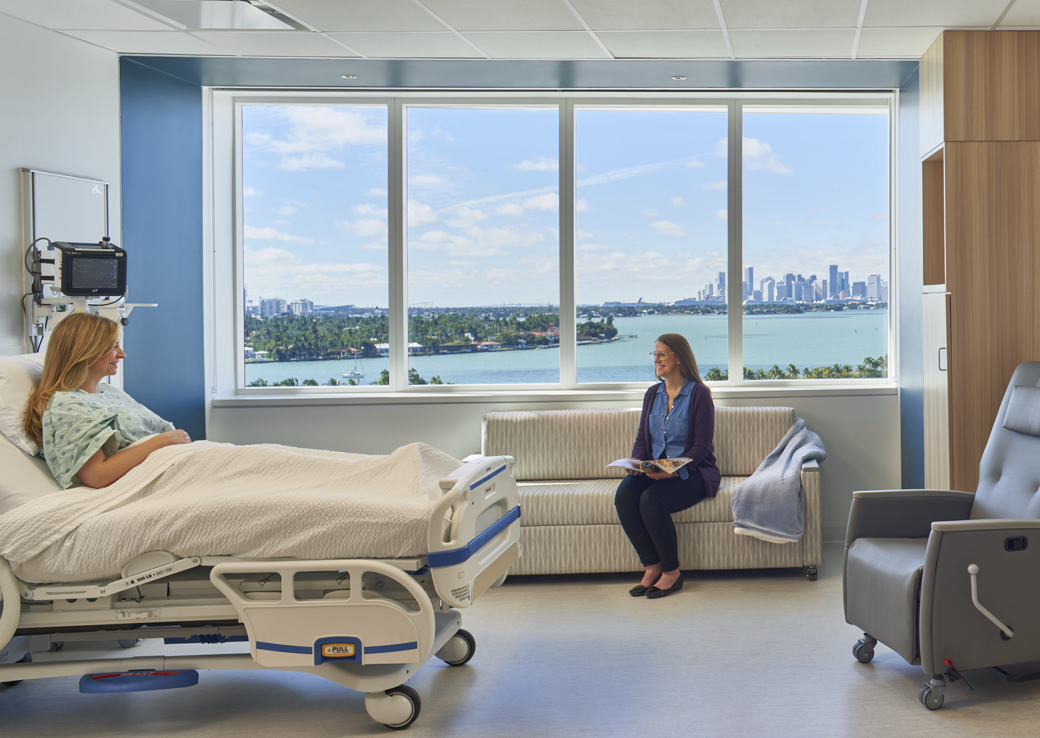 Mount Sinai Medical Center, Skolnick Surgical Tower and Hildebrandt ...