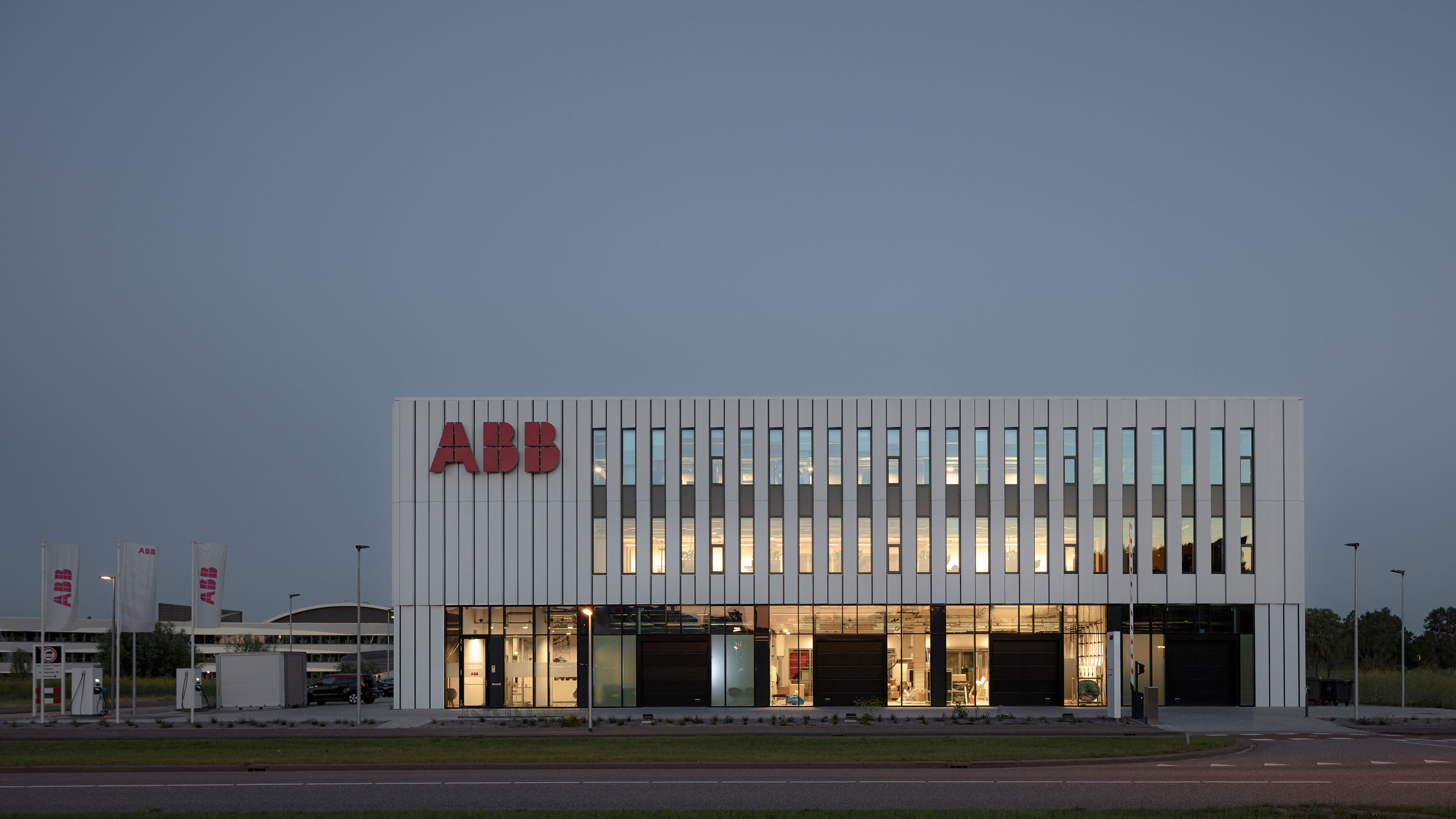 ABB DELFT HEAD OFFICE AND R&D CENTRE by EGM architects - Architizer