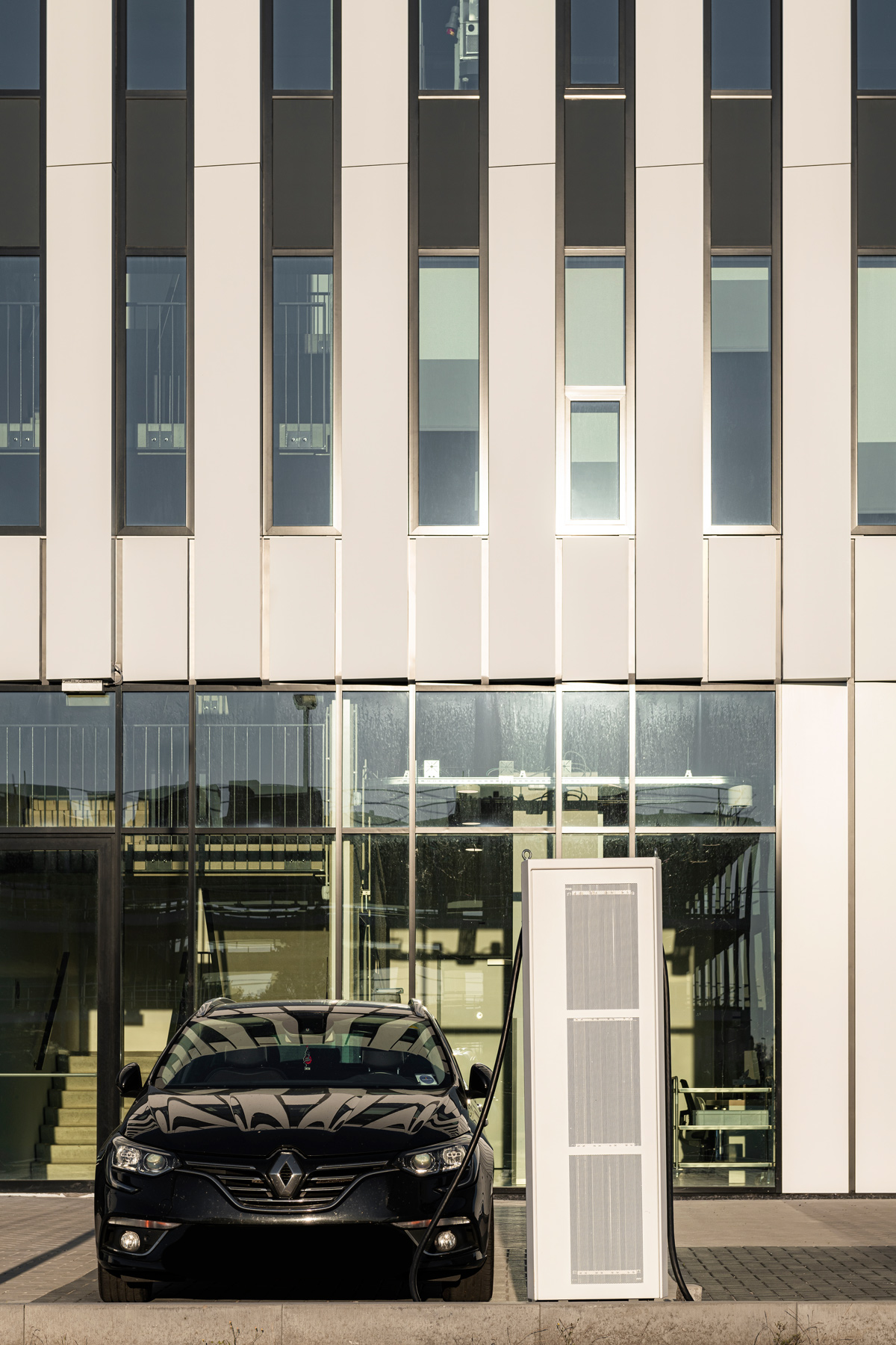 ABB DELFT HEAD OFFICE AND R&D CENTRE by EGM architects - Architizer