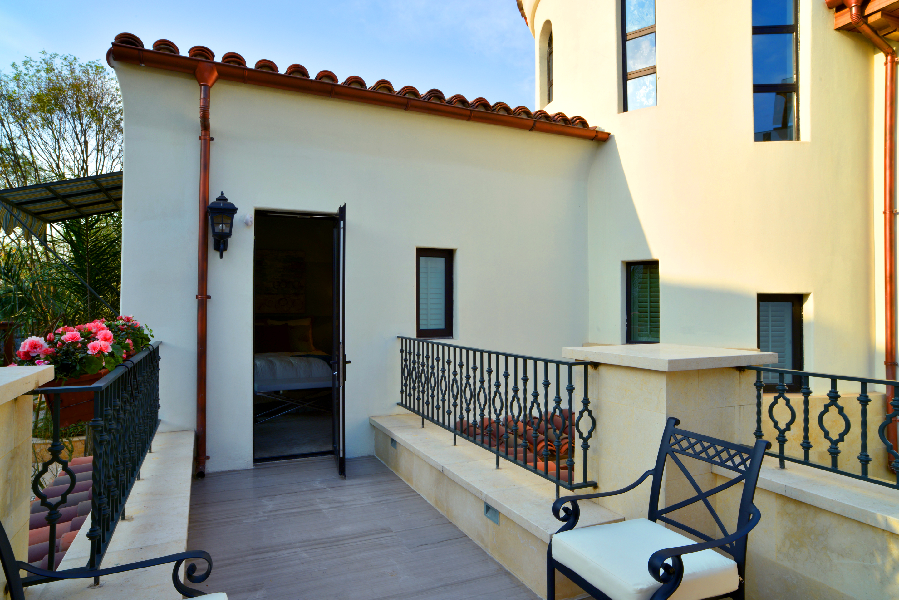 Luxelakes Magnolia Platform by Chengdu Wide Horizon Investment Group ...