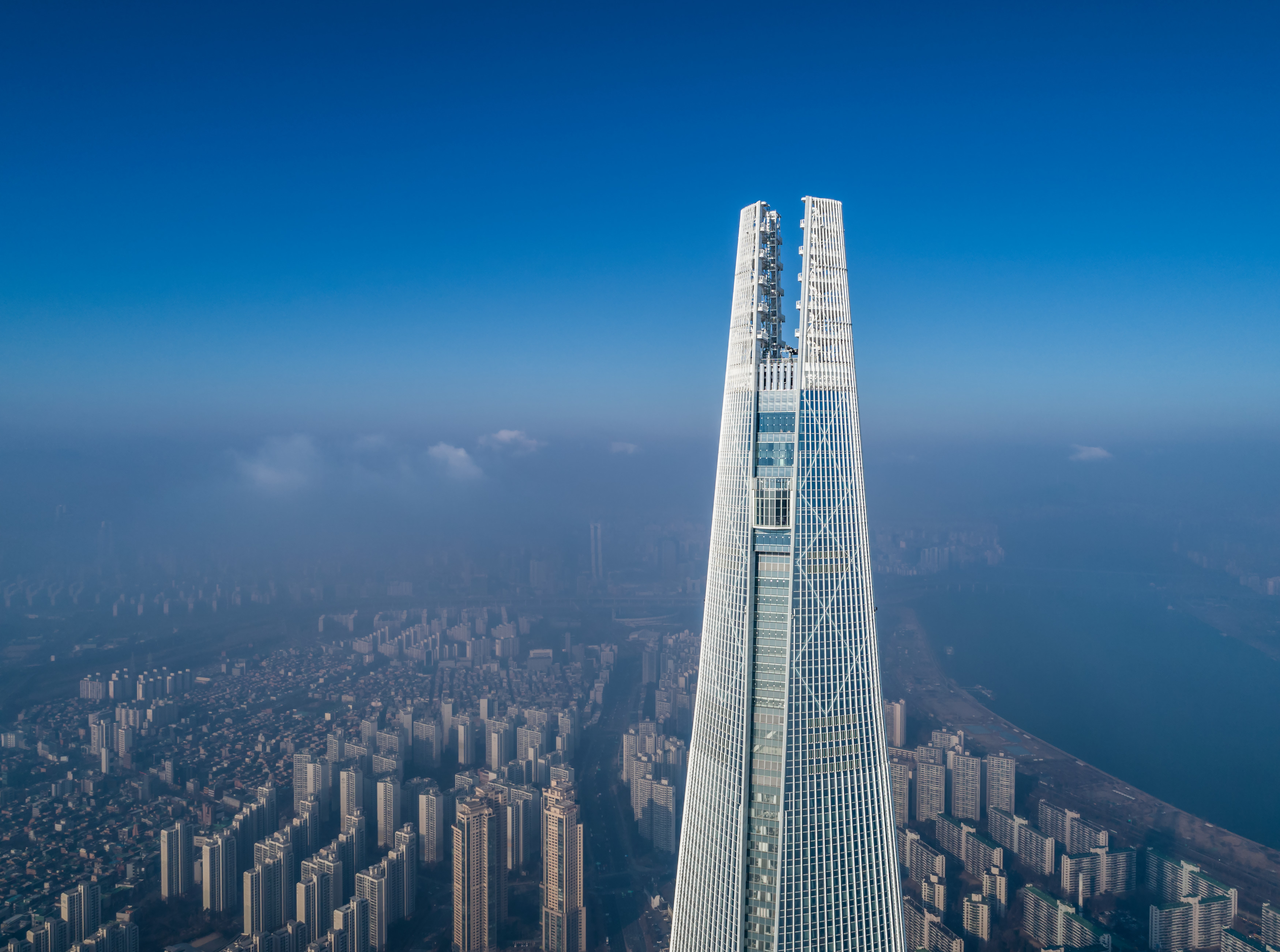 Lotte World Tower by Kohn Pedersen Fox Associates - Architizer
