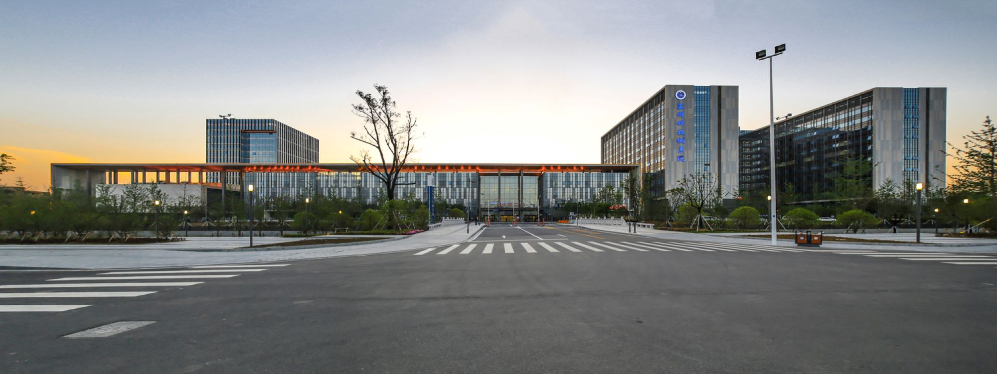 Suzhou Science and Technology City Hospital by GBBN - Architizer