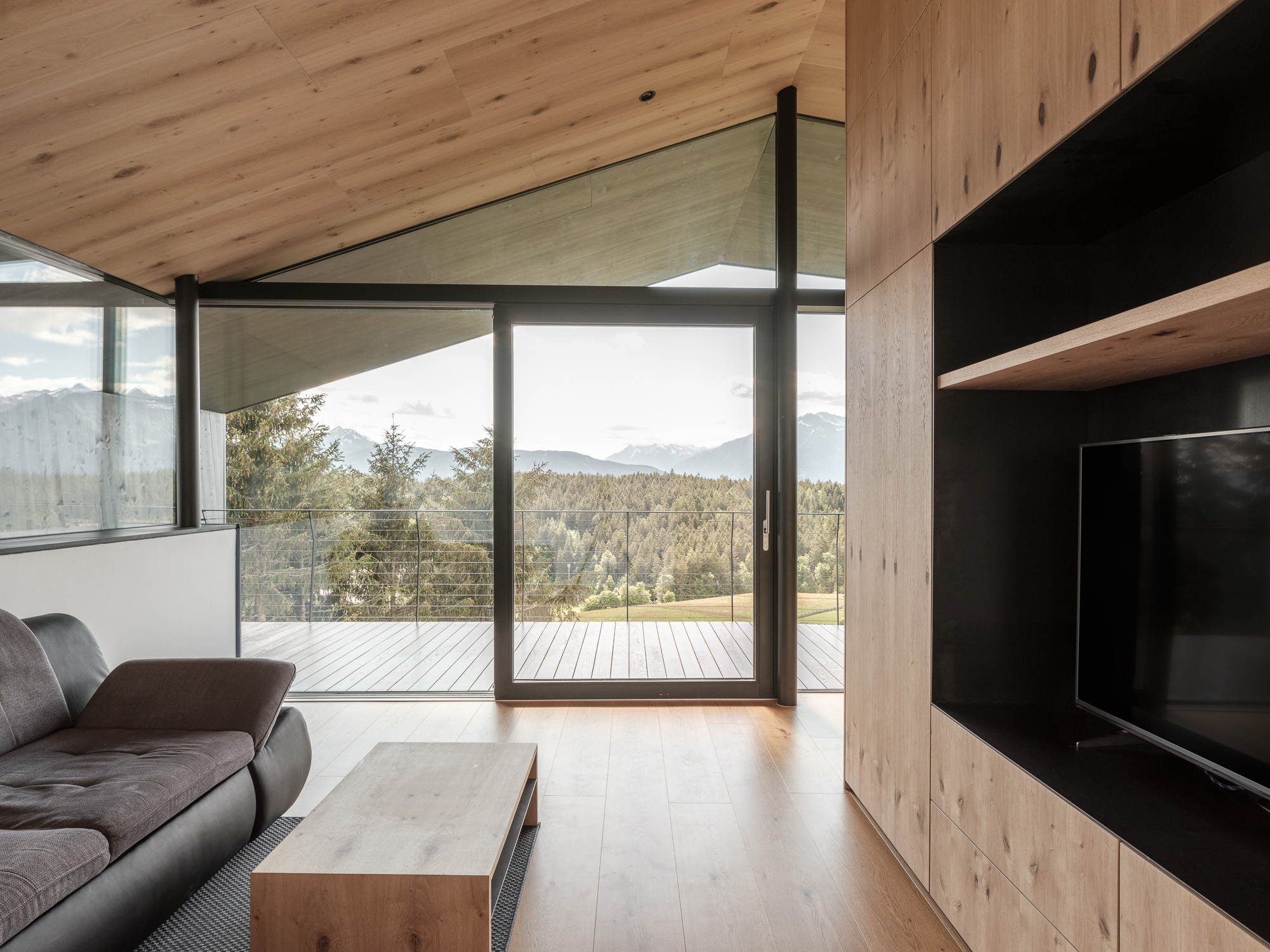 RESIDENCE MORITZ by DEAR studio - Architizer