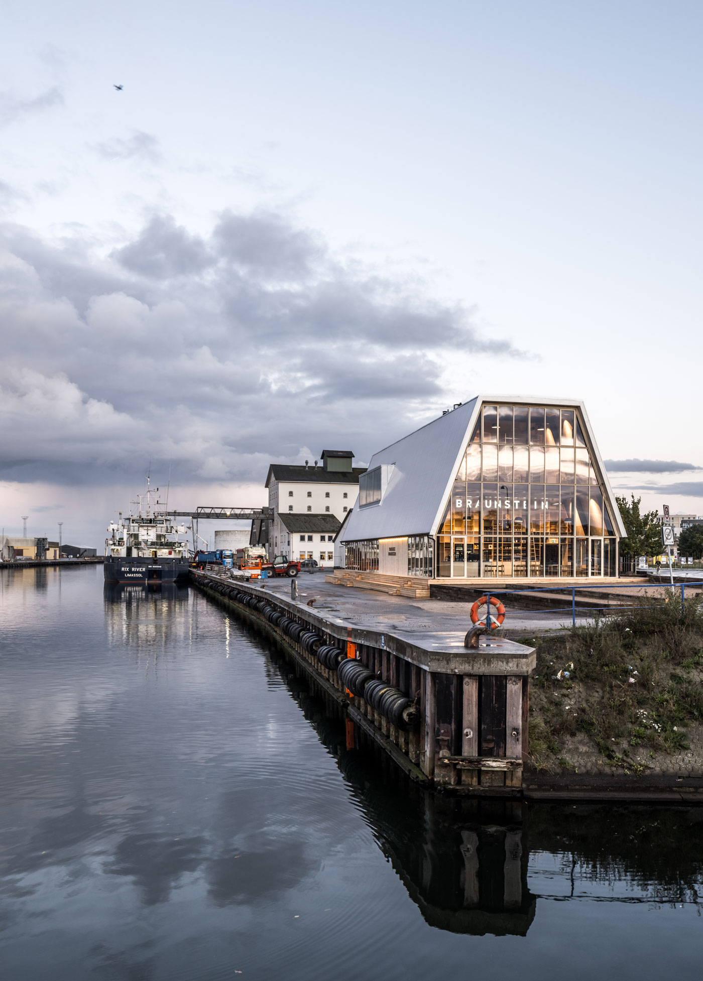 Harbour Houses by ADEPT - Architizer