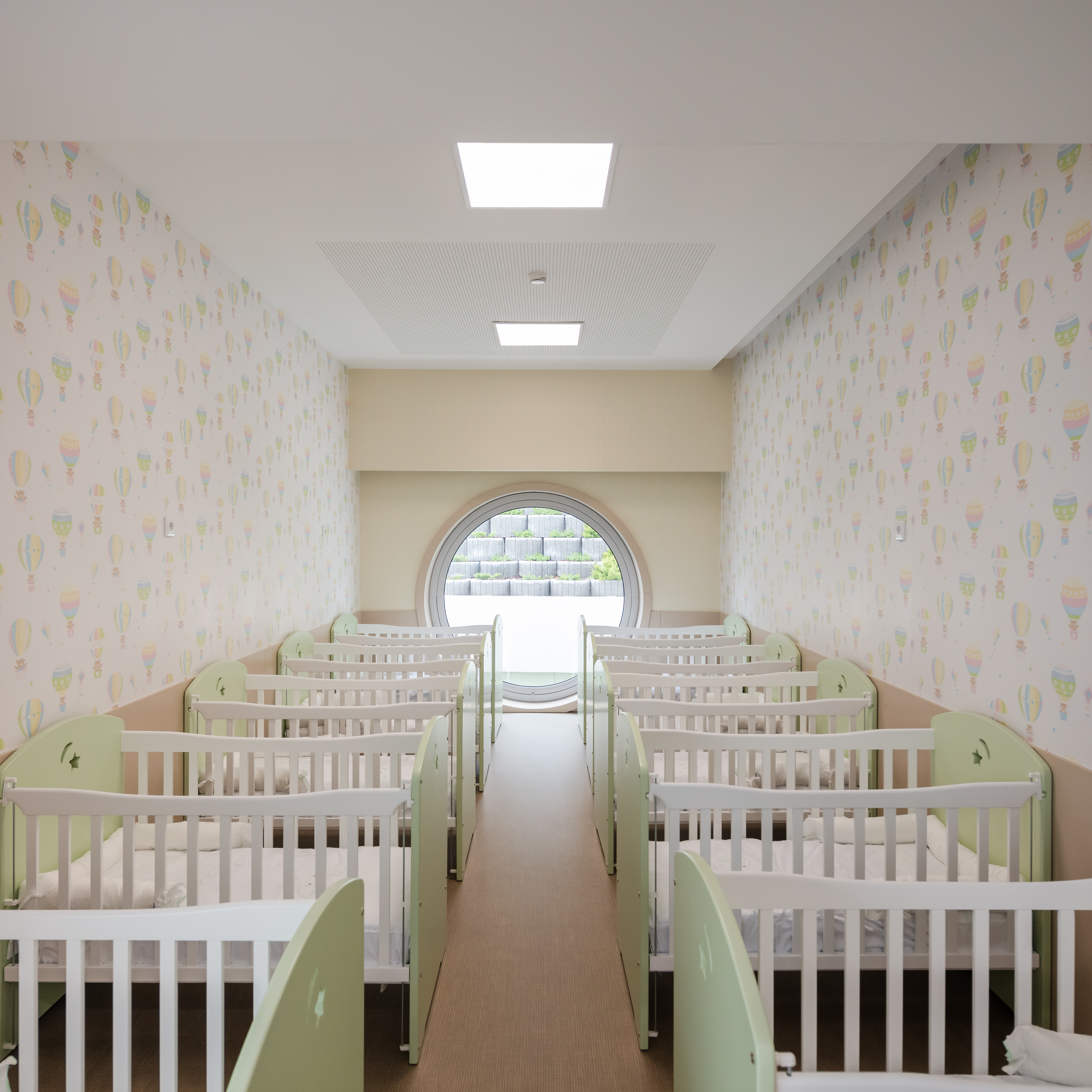 Creche by Zegnea Grupo - Architizer