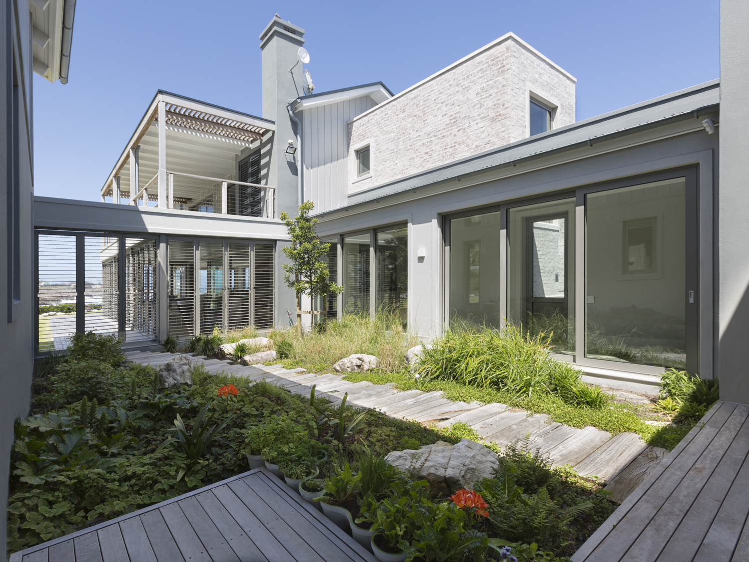 Idea 3165434: Bettys Bay House by Wynand Wilsenach Architects in Betty ...
