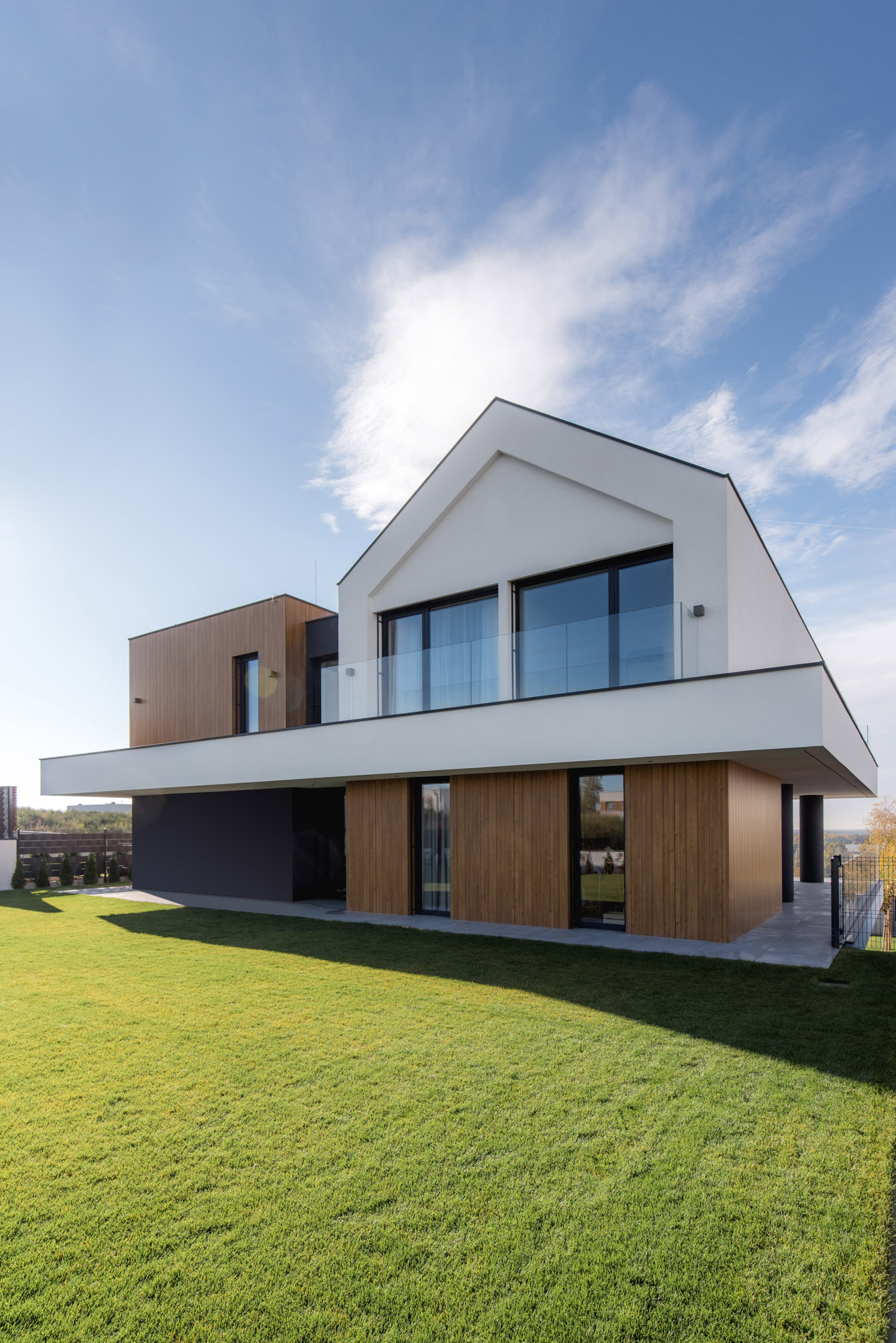 Slab House by mode:lina™ - Architizer