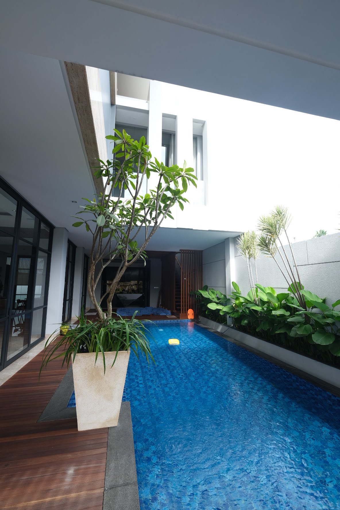 Eric&Hanna House by ninagawa design - Architizer