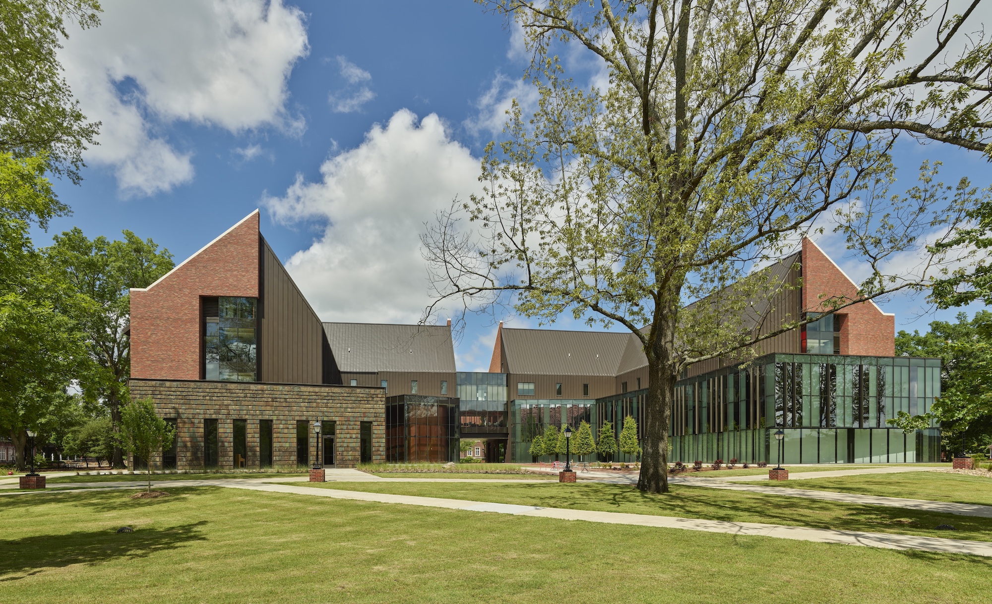 Riggs CAT Corporate Headquarters by Polk Stanley Wilcox Architects ...