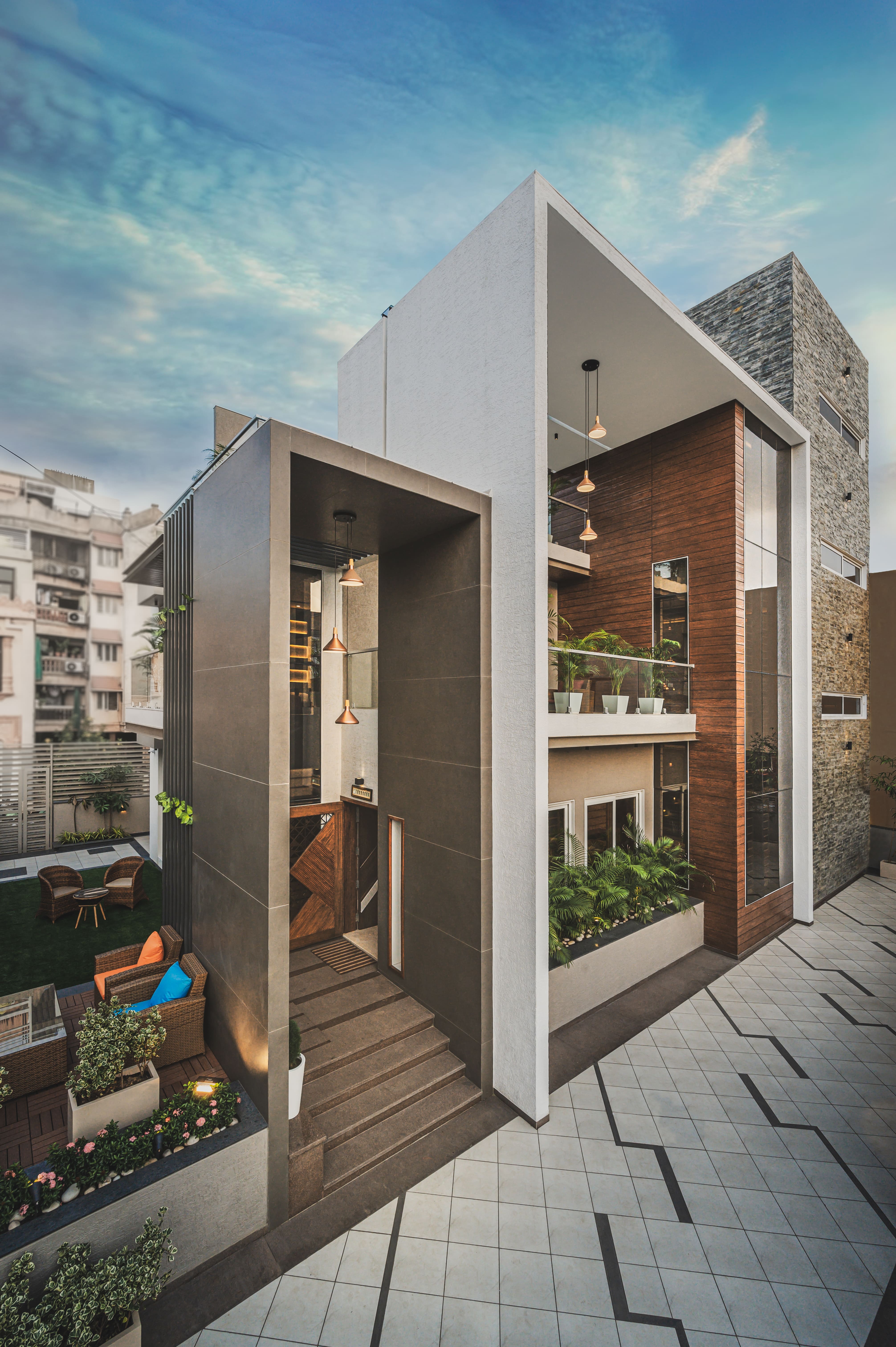 Urban Frame House By Ar. Prashant Parmar by Prashant Parmar Architect ...