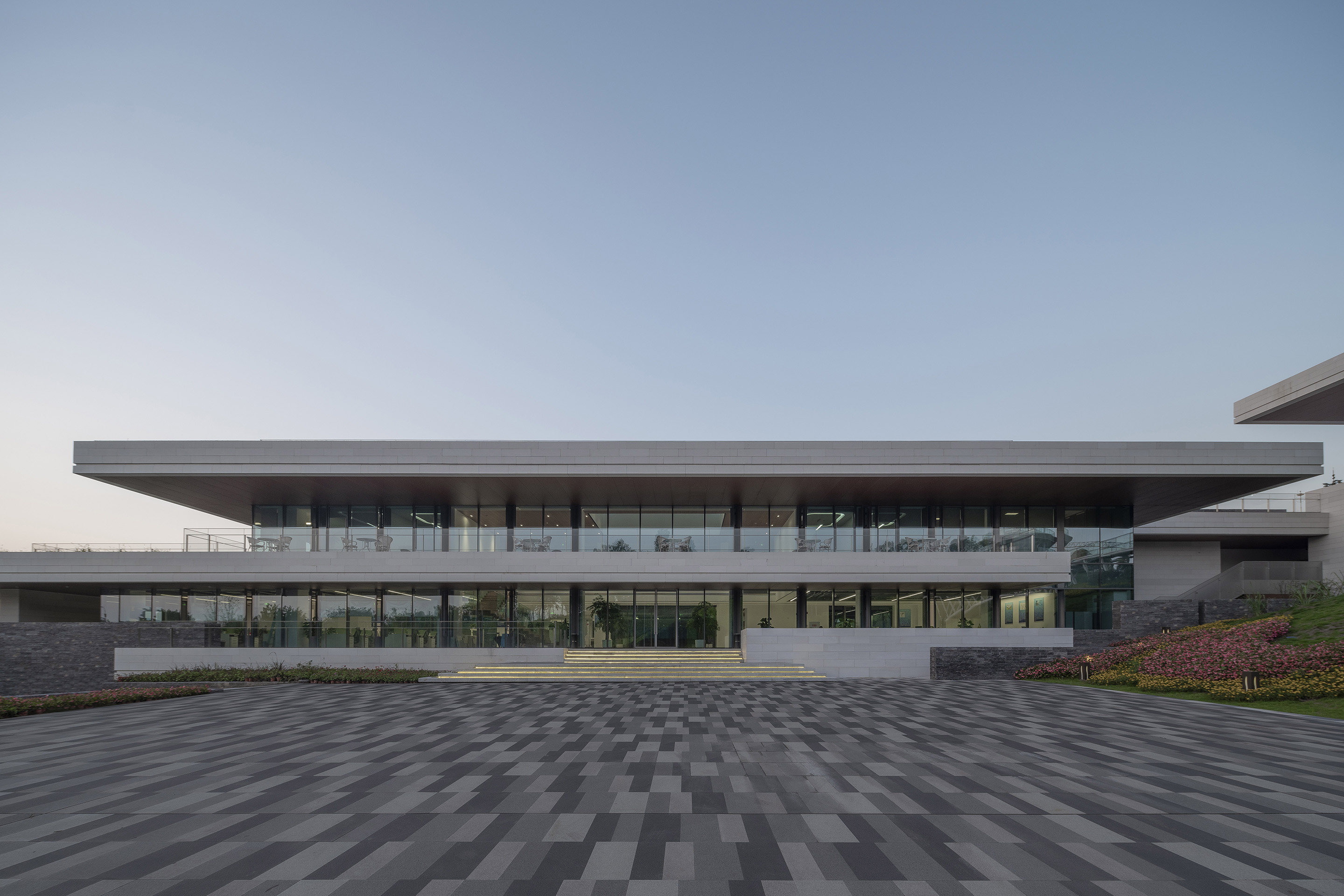 Chongqing Liangjiang New District Comprehensive Command Center by ...