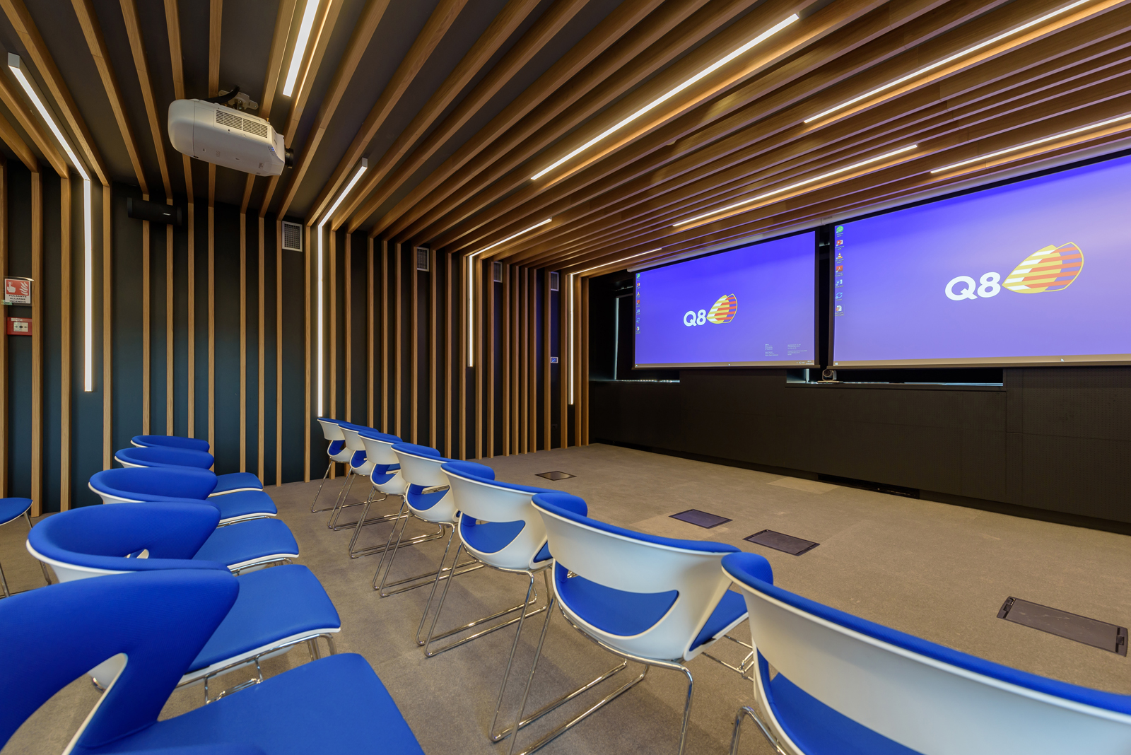 Kuwait Petroleum S.p.a - Meeting and Conference Rooms by formT ...