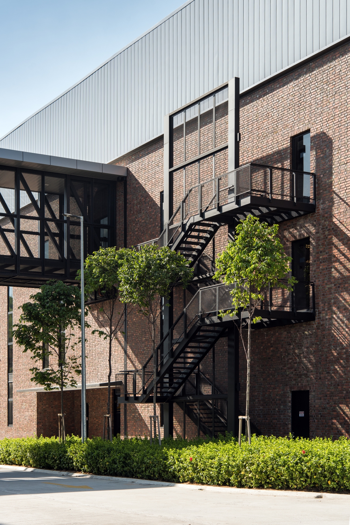 BDA HQ & Warehouse by NWKA Architects - Architizer