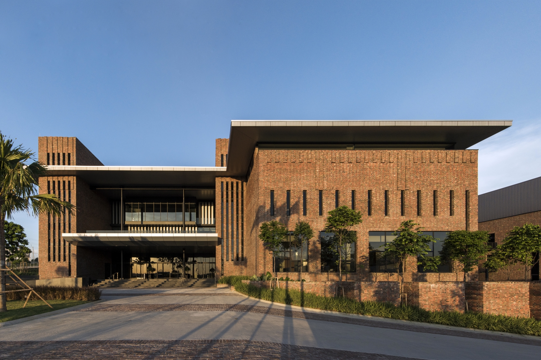 BDA HQ & Warehouse by NWKA Architects - Architizer