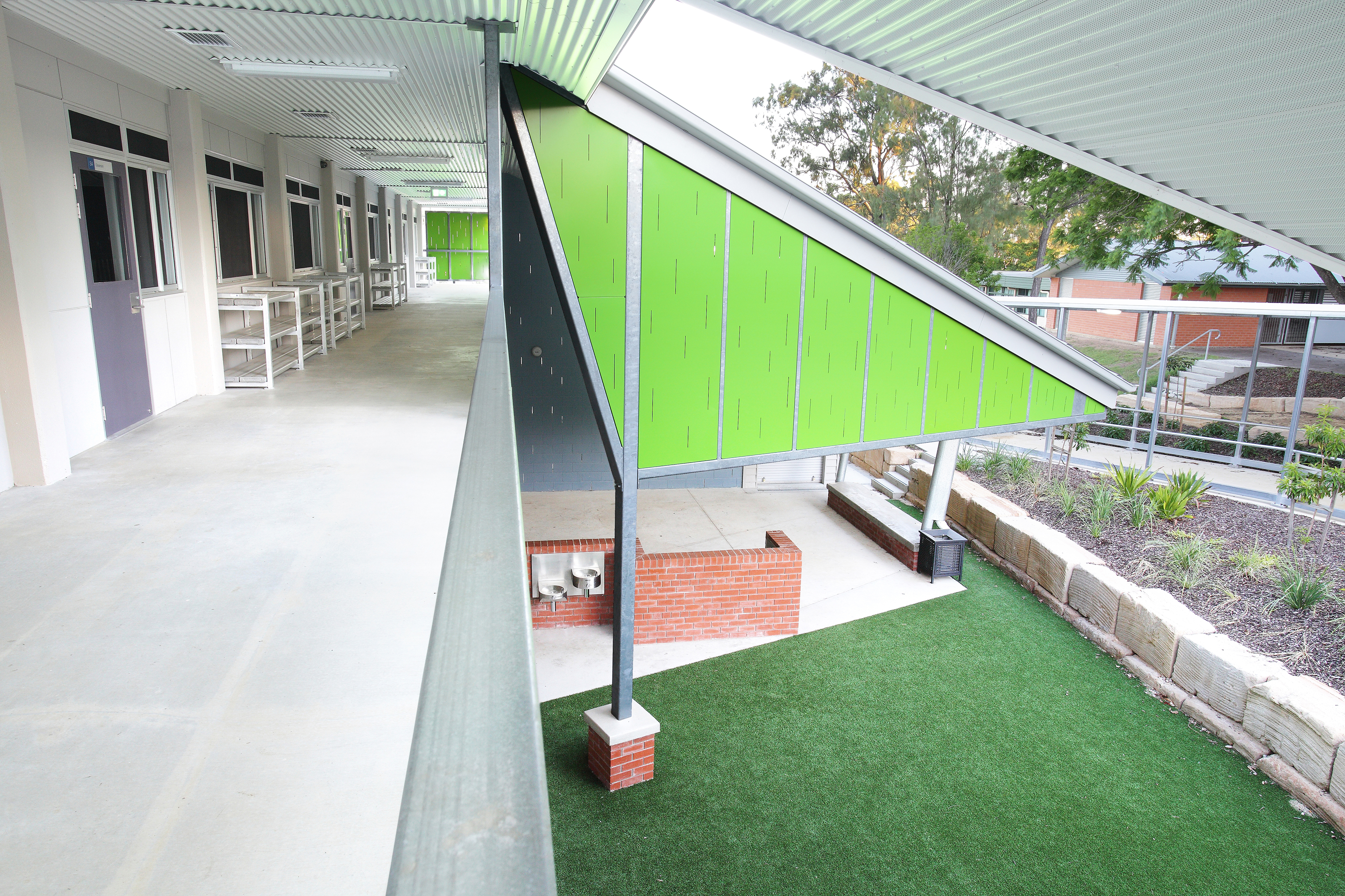 LD SHS Year 7 Block by Elia Architecture - Architizer