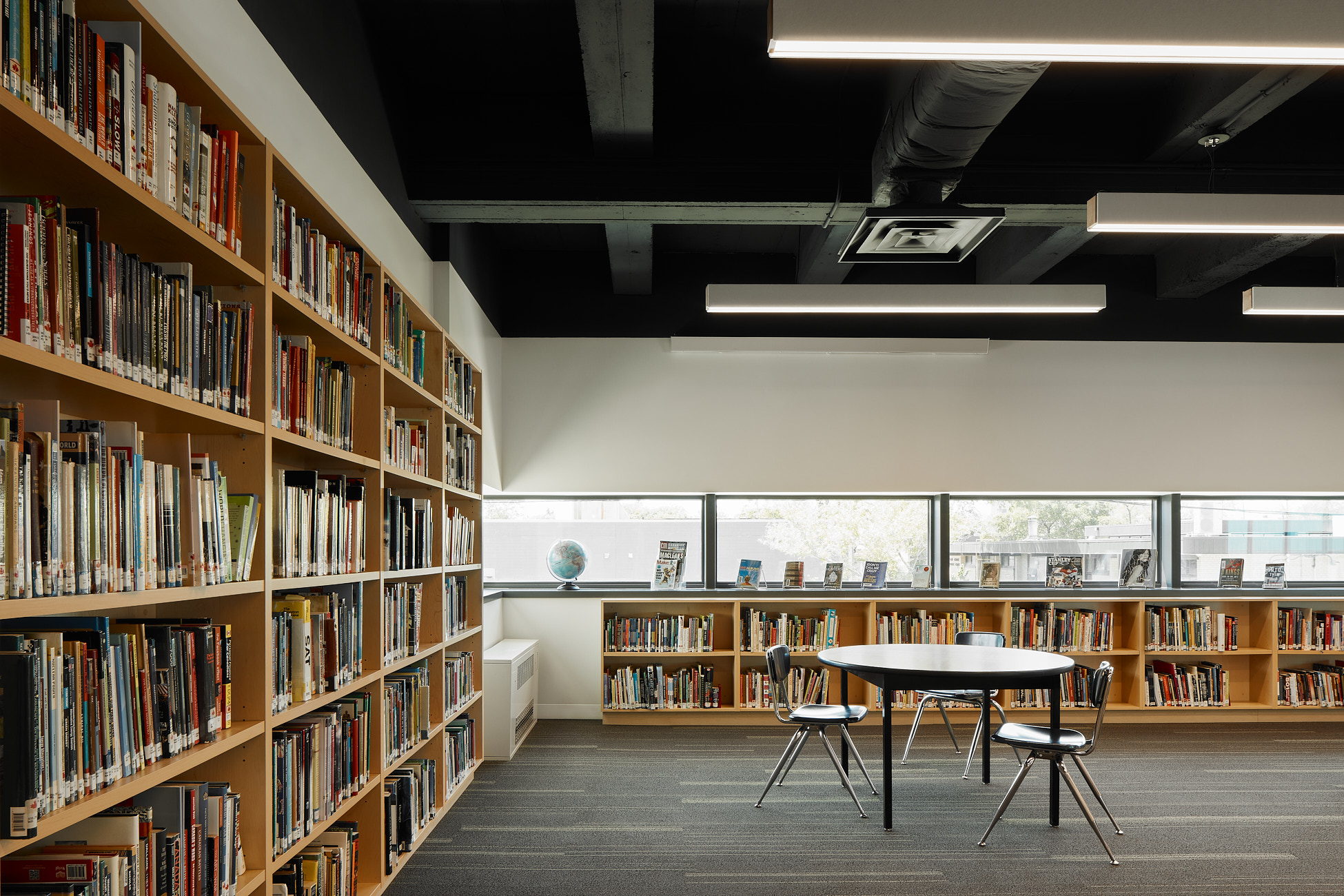 Vincent Massey Collegiate Library / Learning Commons by Amphora ...