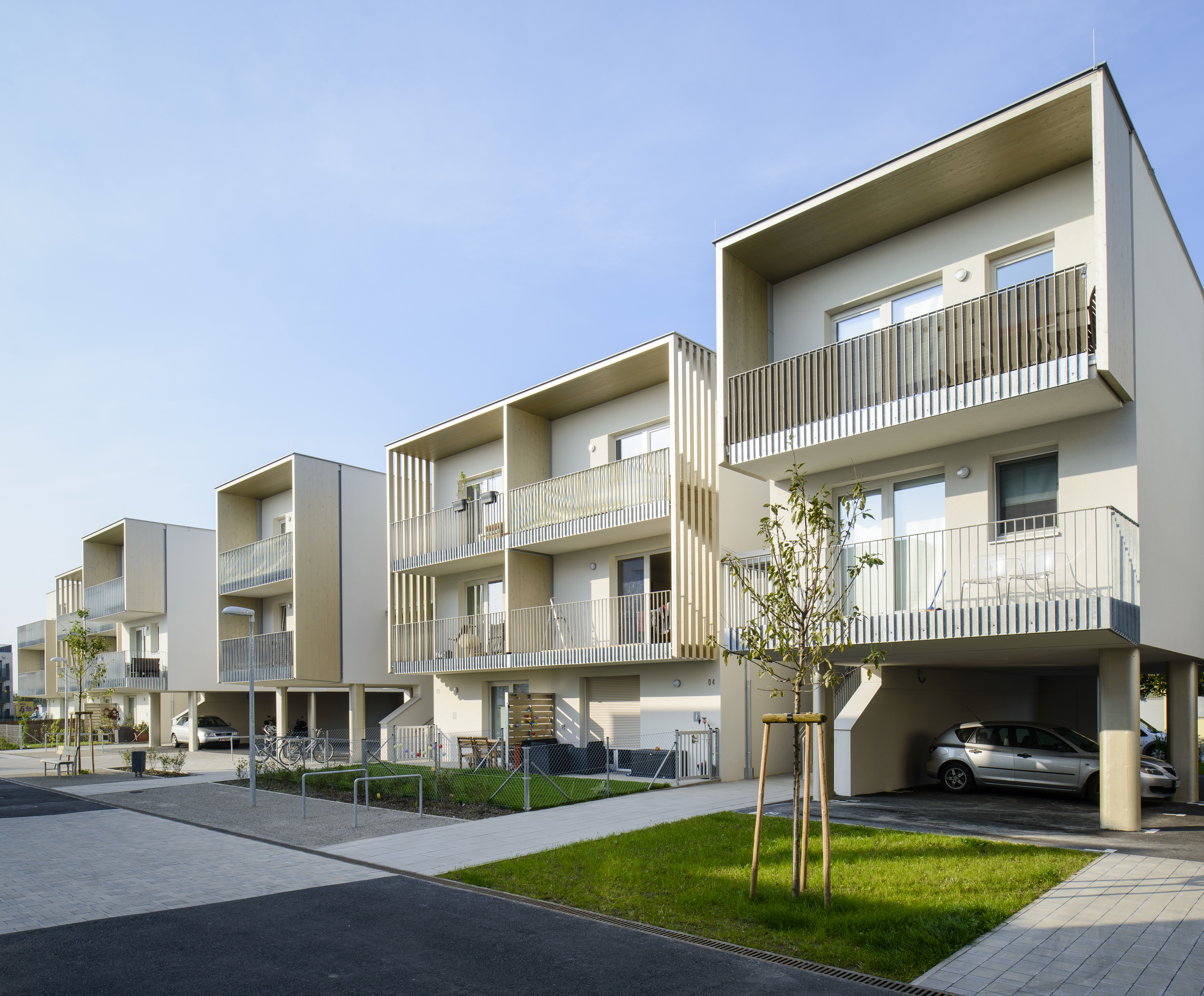 STA | zwei+plus intergenerational living by trans_city architecture ...