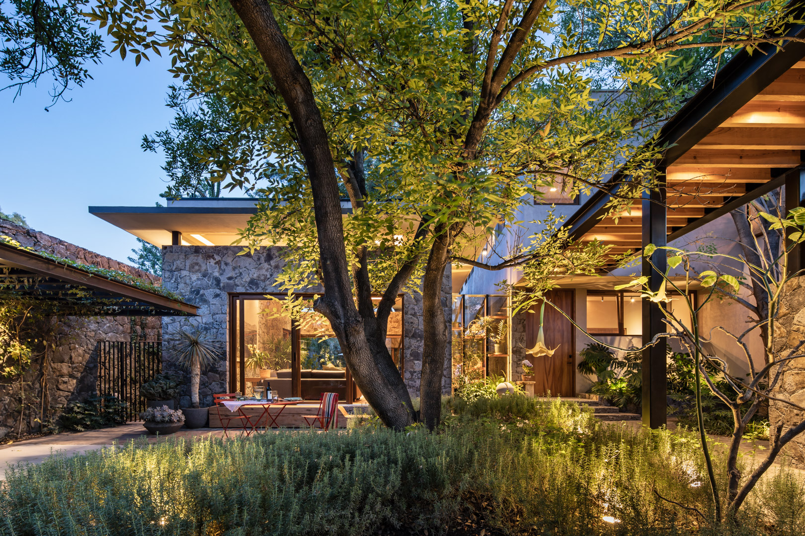 SR House by ARQLABS - Architizer