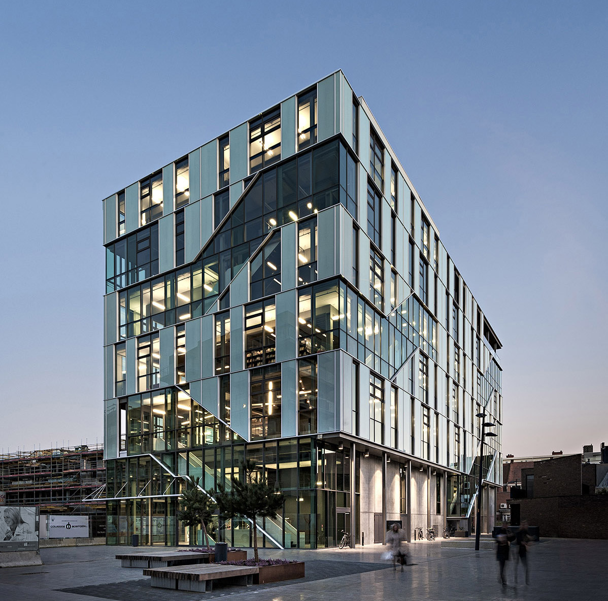 Bekaert Office Building by B2Ai architects, Sileghem & Partners ...
