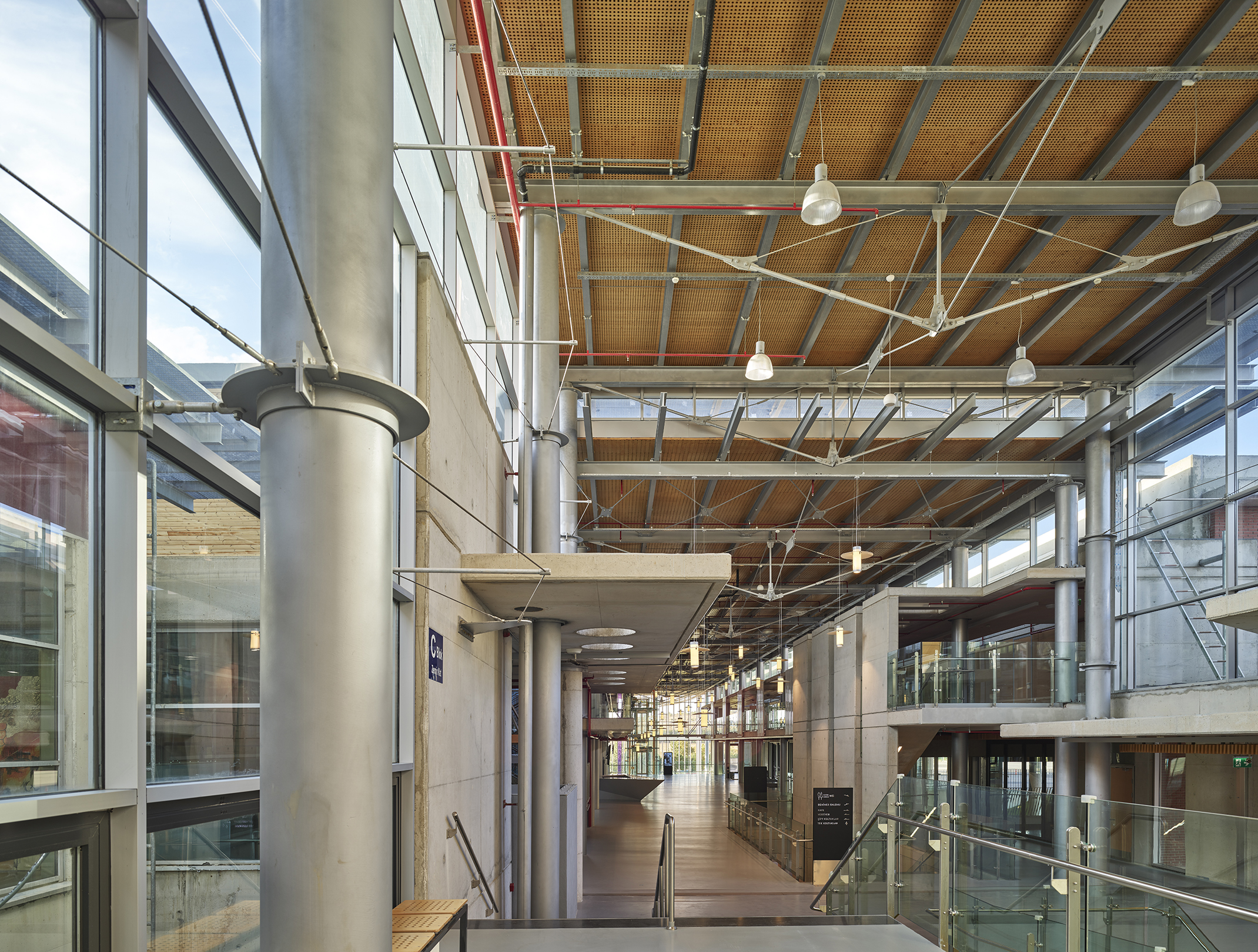 TED Ankara College Campus Performing Arts Centre by Uygur Architects ...