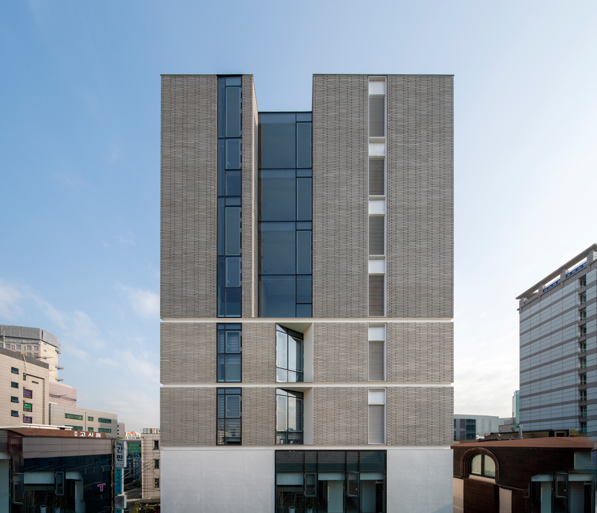 Patema Inverted by L'EAU design Co.,Ltd. - Architizer