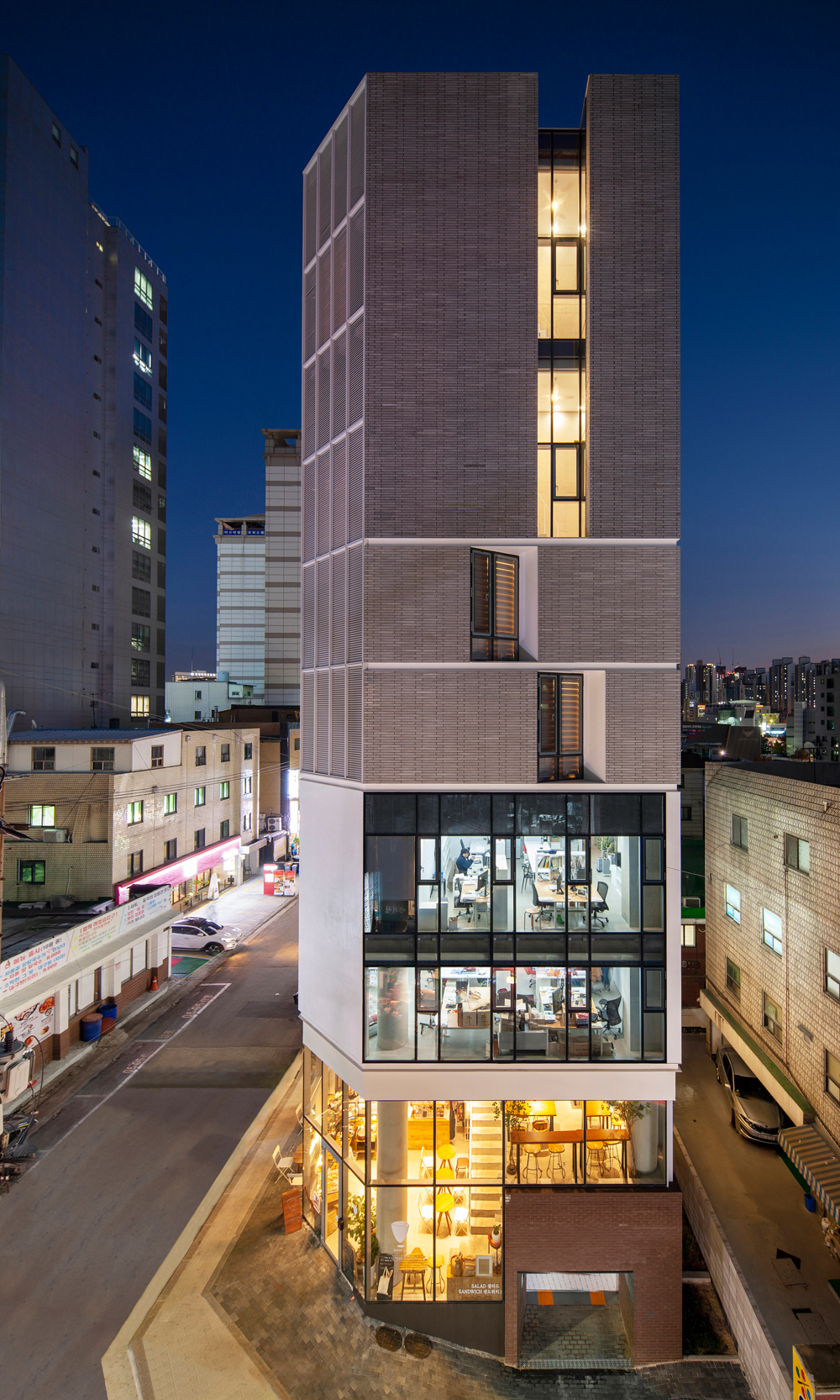 Patema Inverted by L'EAU design Co.,Ltd. - Architizer