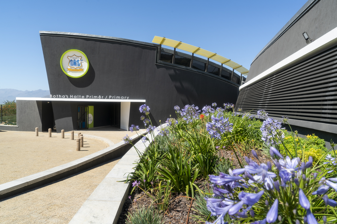 Botha's Halte Primary School by Meyer & Associates Architects, Urban ...