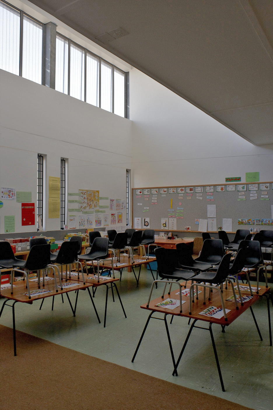 Heideveld Primary School by Meyer & Associates Architects, Urban ...