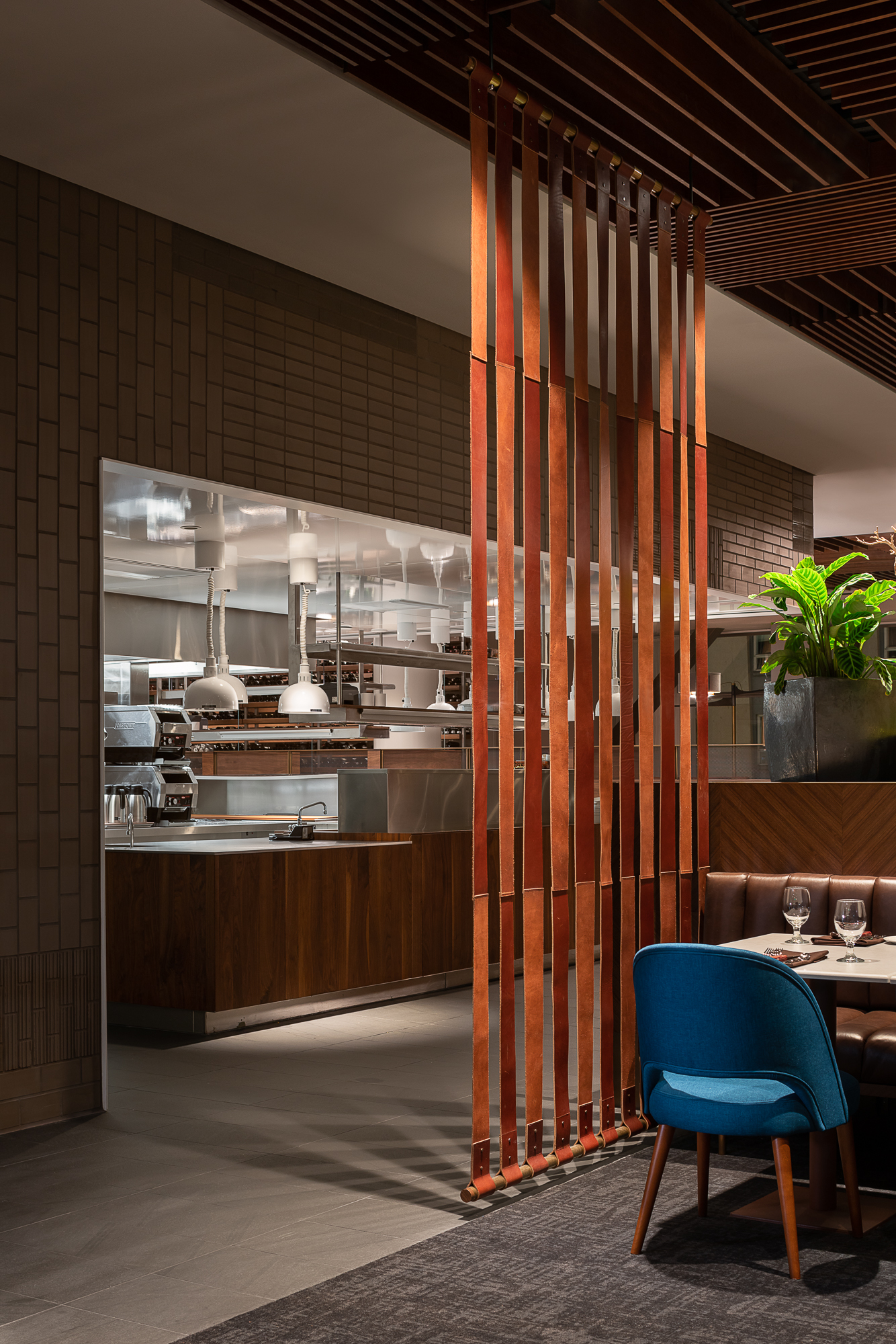 Daniel's Broiler - Downtown Seattle by GRAHAM BABA ARCHITECTS - Architizer